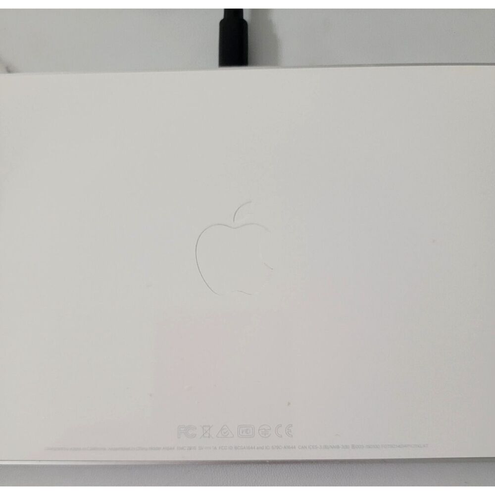 NICE CONDITION! APPLE MAGIC KEYBOARD 2 Silver Wireless A1644 w Charging ...