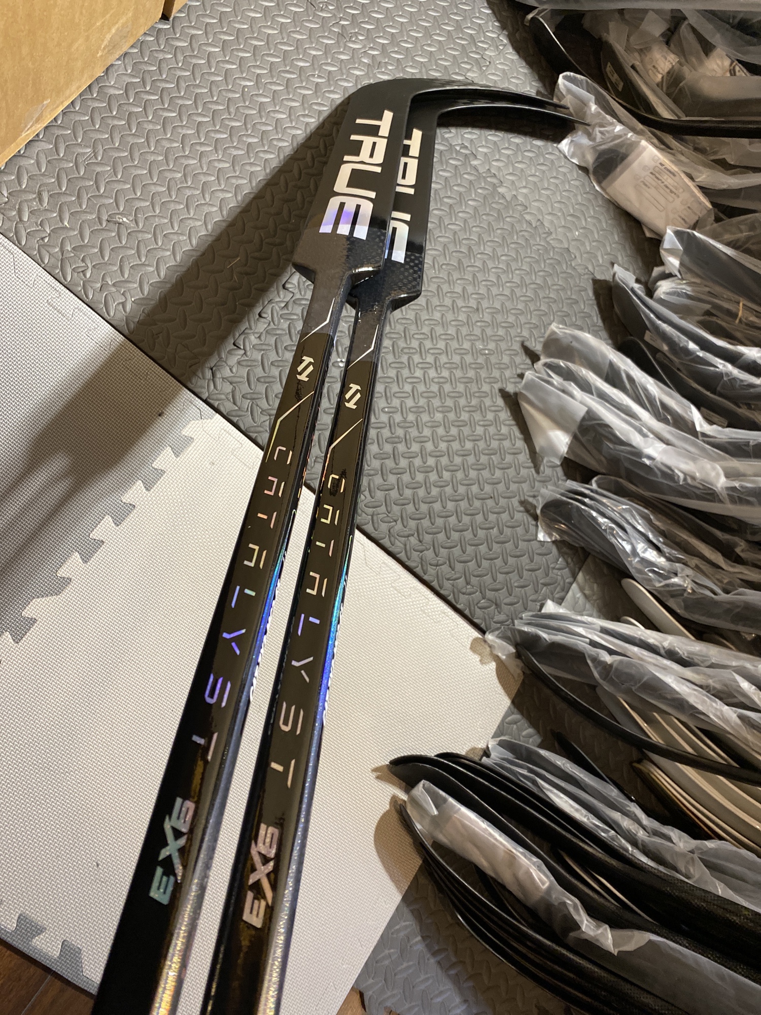 2 Pack New True Catalyst 9X3 Goalie Stick 26” | SidelineSwap