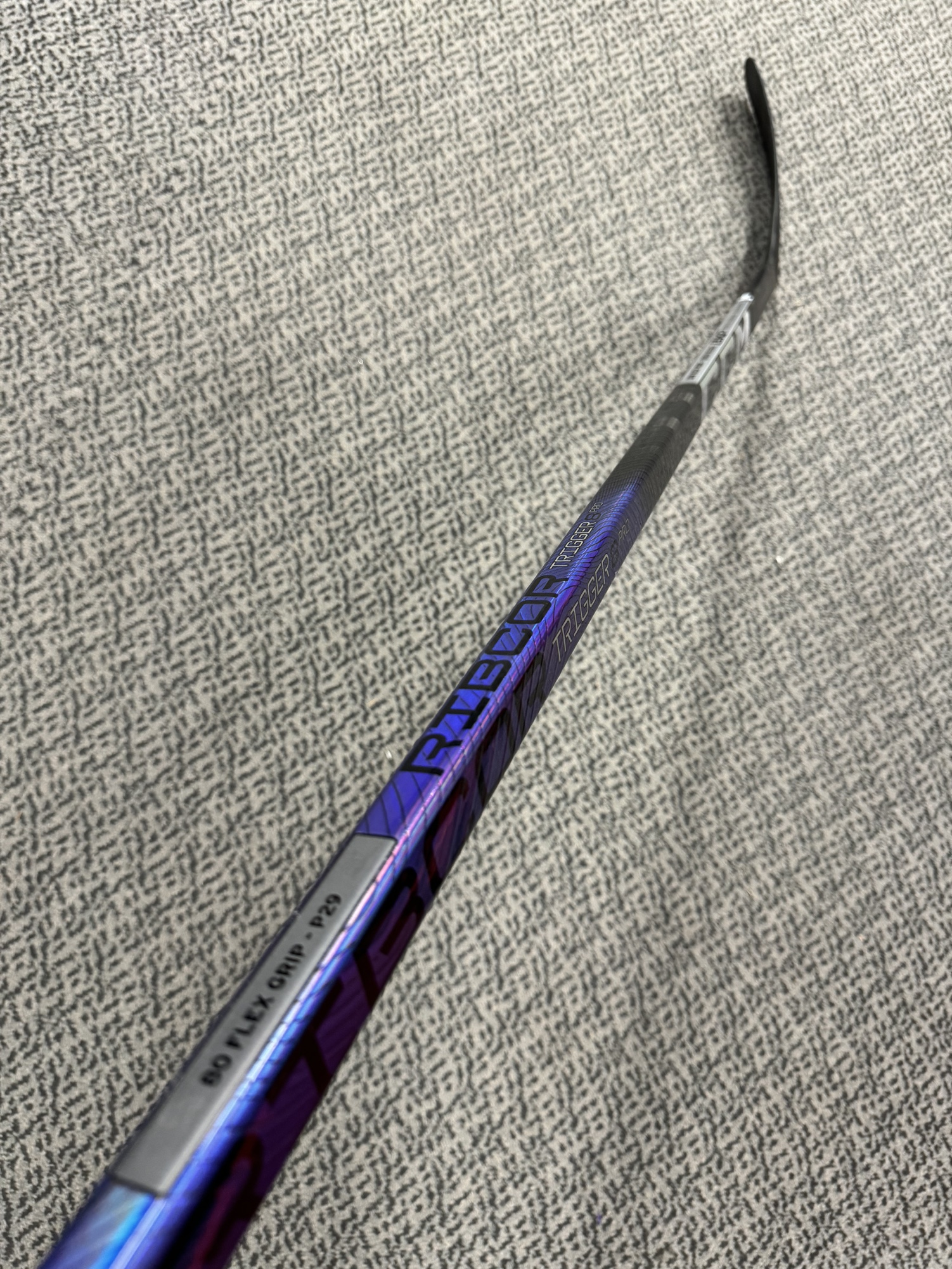 CCM Trigger 8 Pro 80 flex P29 curve right hand stick | SidelineSwap