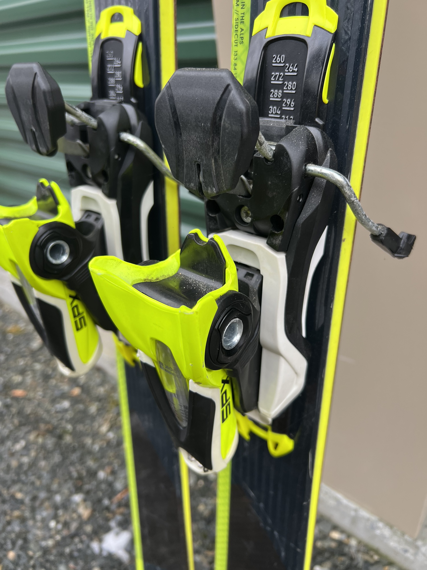 Rossignol Experience 84HD w/ Look SPX12 system bindings. 178cm ...