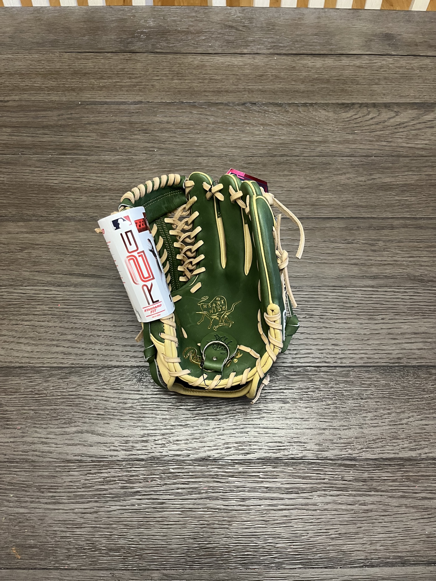 New Rawlings Heart of the Hide 11.75” Trapeze | SidelineSwap