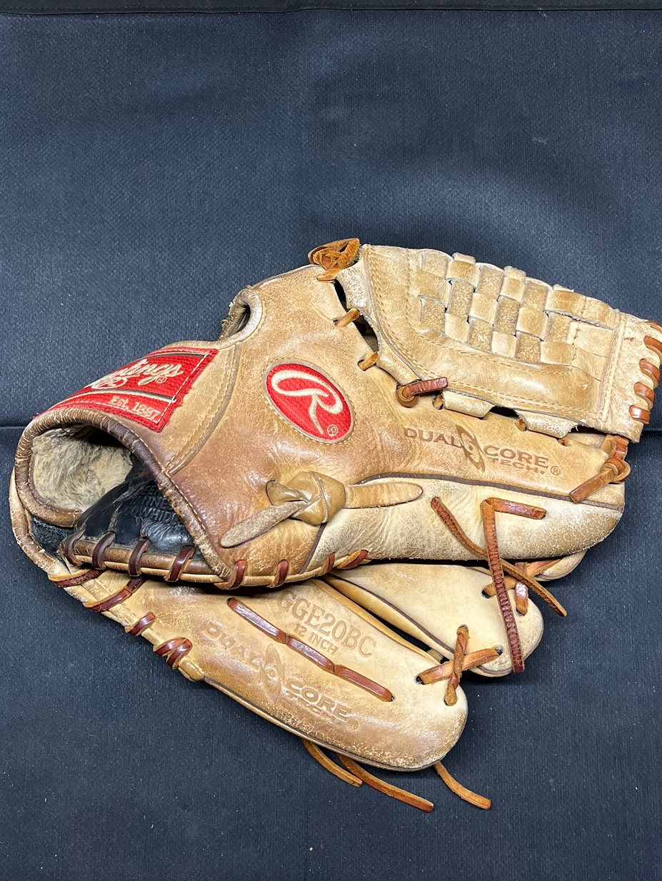 Used Pitcher's 12" GG Series Elite Baseball Glove | SidelineSwap