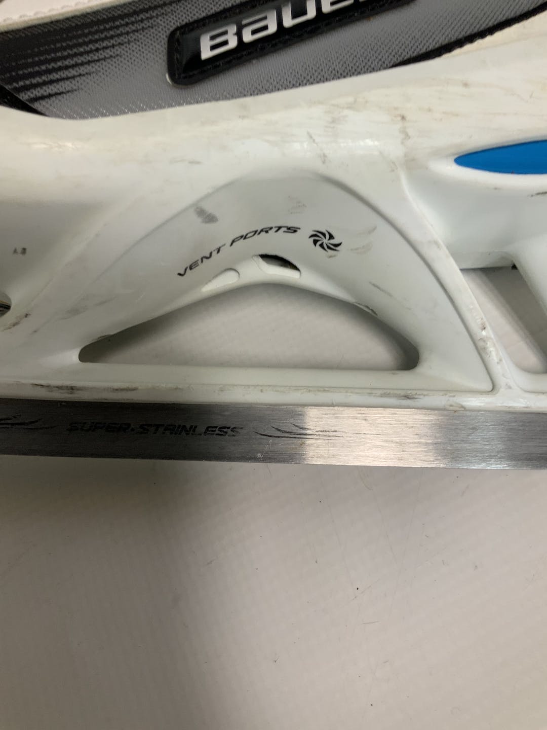 Used Bauer Reactor 6000 Senior 6 Goalie Skates | SidelineSwap