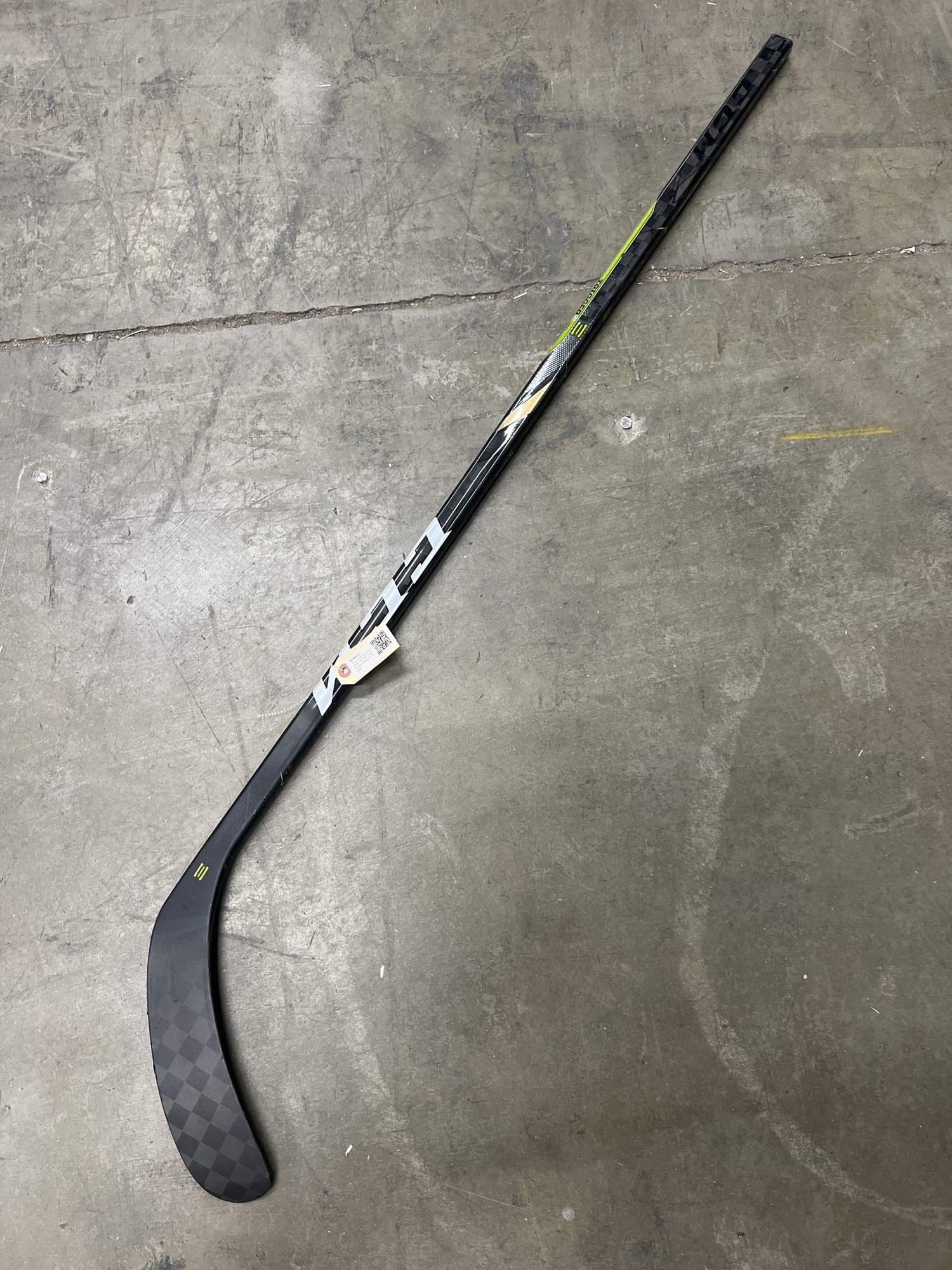 Used CCM RibCor Trigger 3D PMT Right Hockey Stick P30 | SidelineSwap