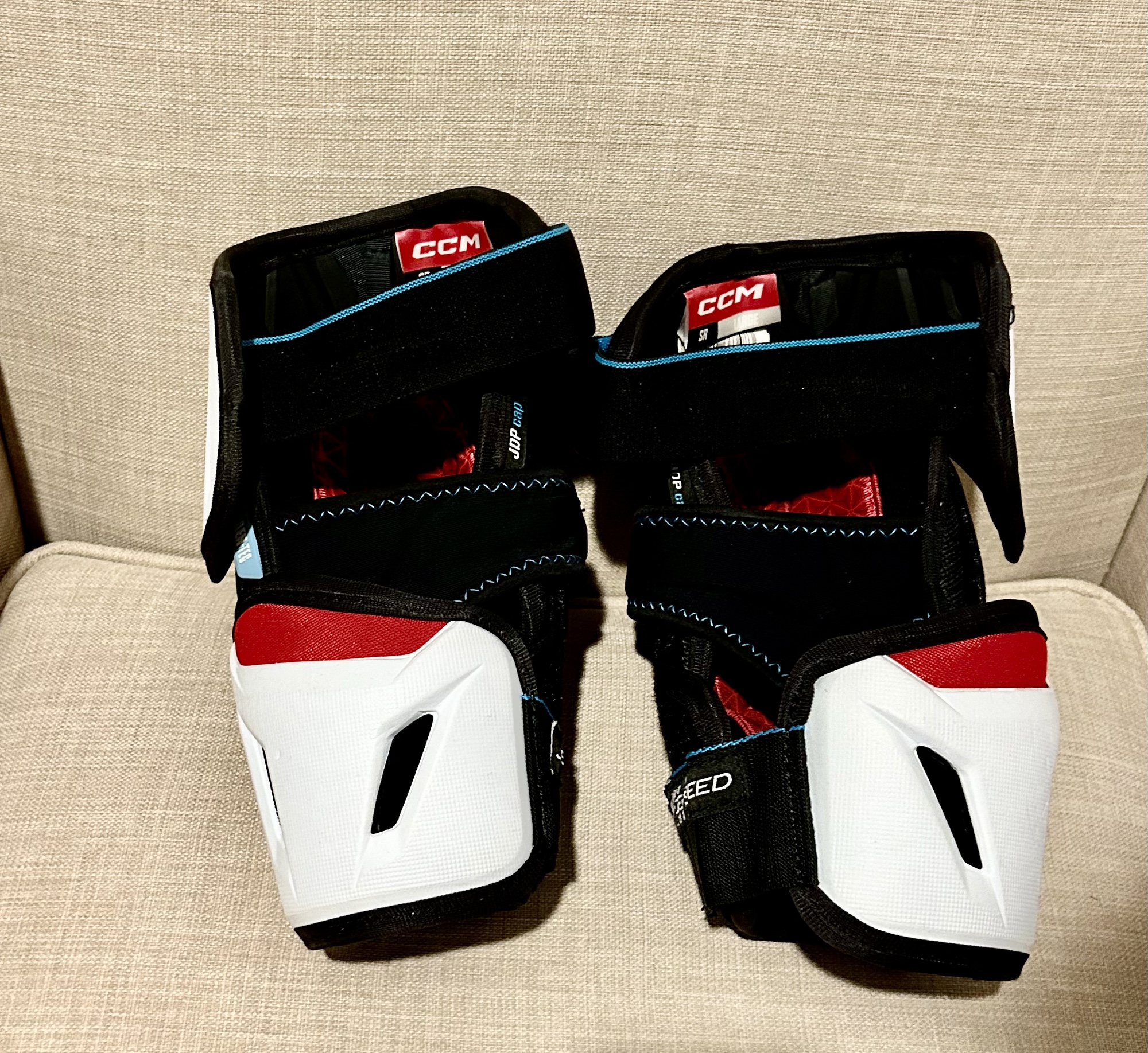 CCM FT6 Pro elbow pads SR L Large 2023 | SidelineSwap
