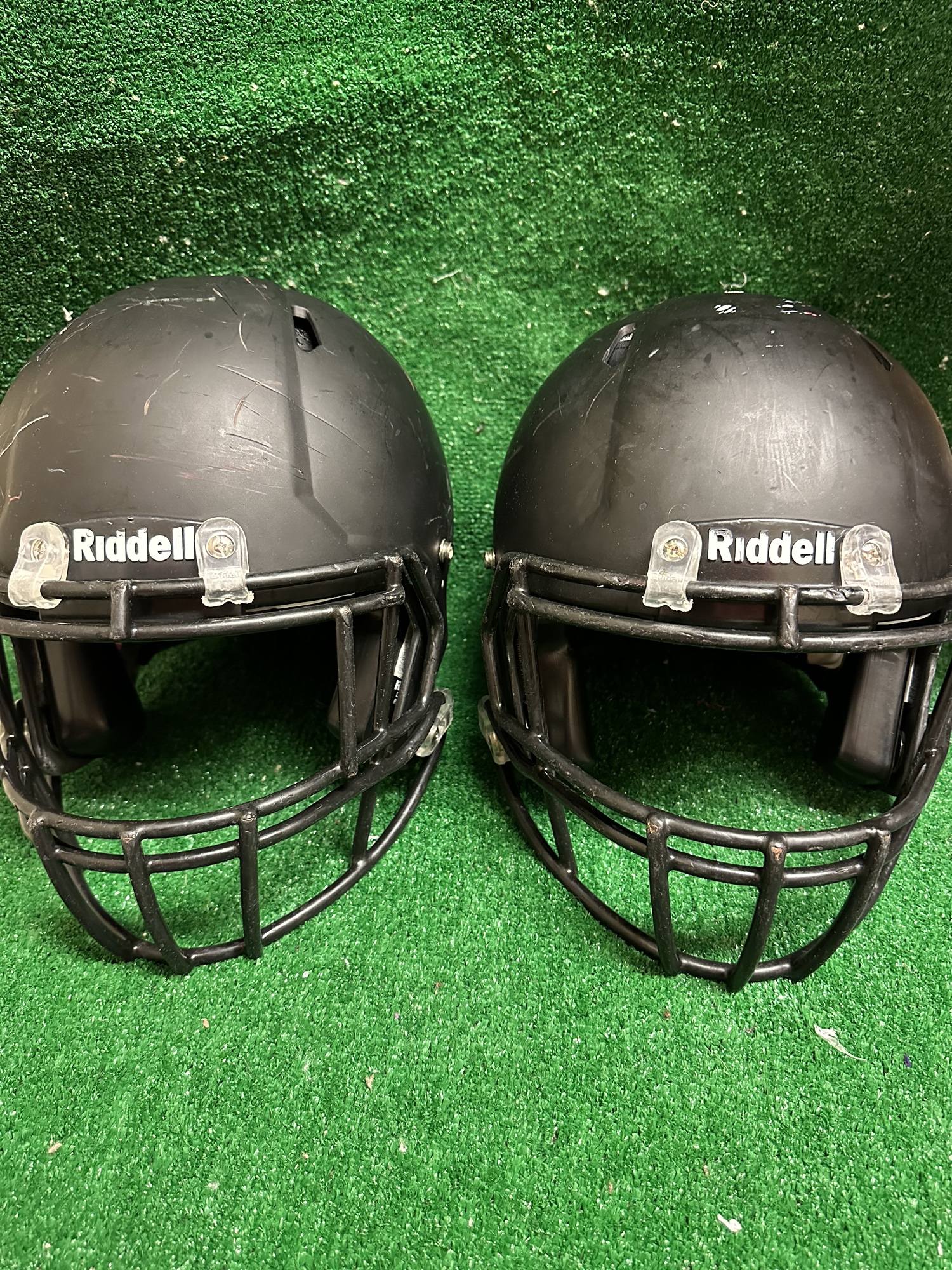 4 Helmet Lot - Adult Medium - Riddell Speed Helmet - Matte Black ...
