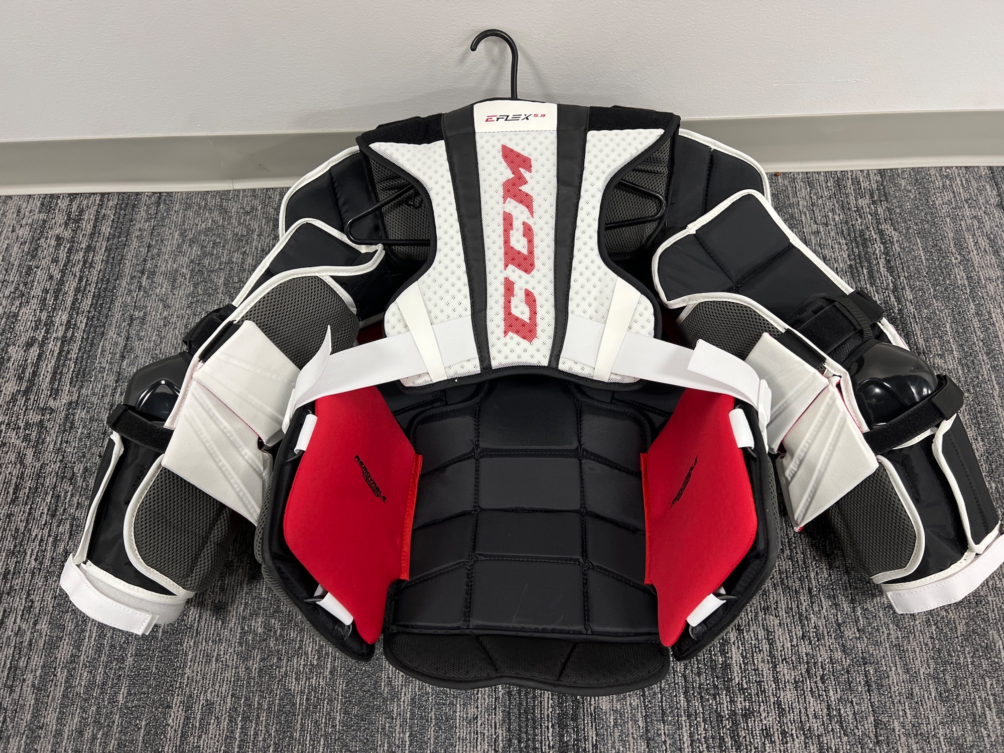 New Large CCM Eflex 5.9 Goalie Chest Protector | SidelineSwap