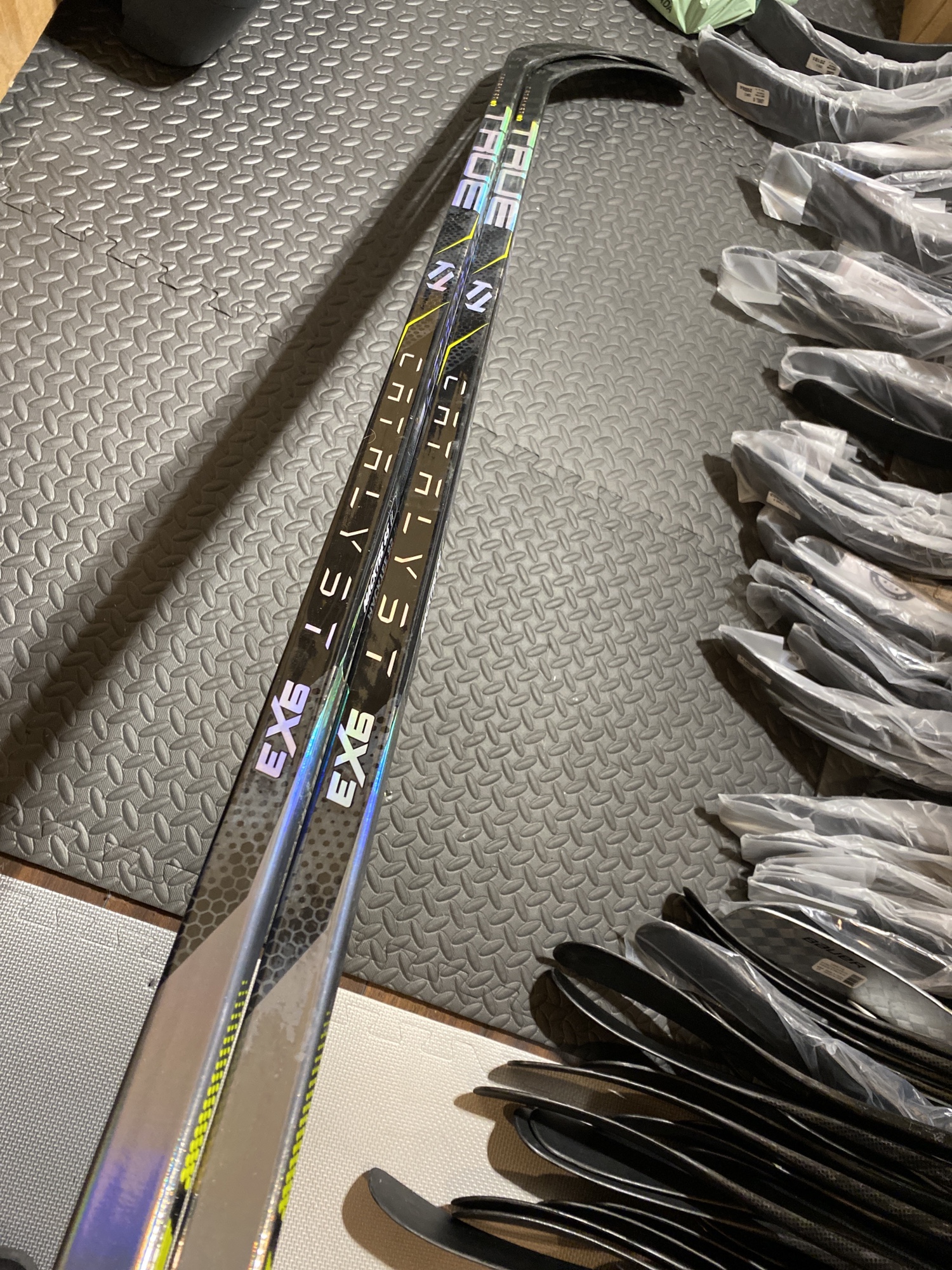 1x New LH True Catalyst 9X3 Dadonov TC2 85 Flex | SidelineSwap