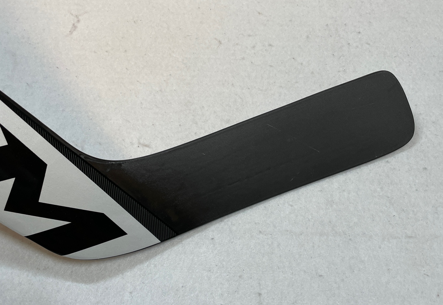 NEW CCM EFlex 5.5 Goal Stick, 21", P4, Regular Hand | SidelineSwap