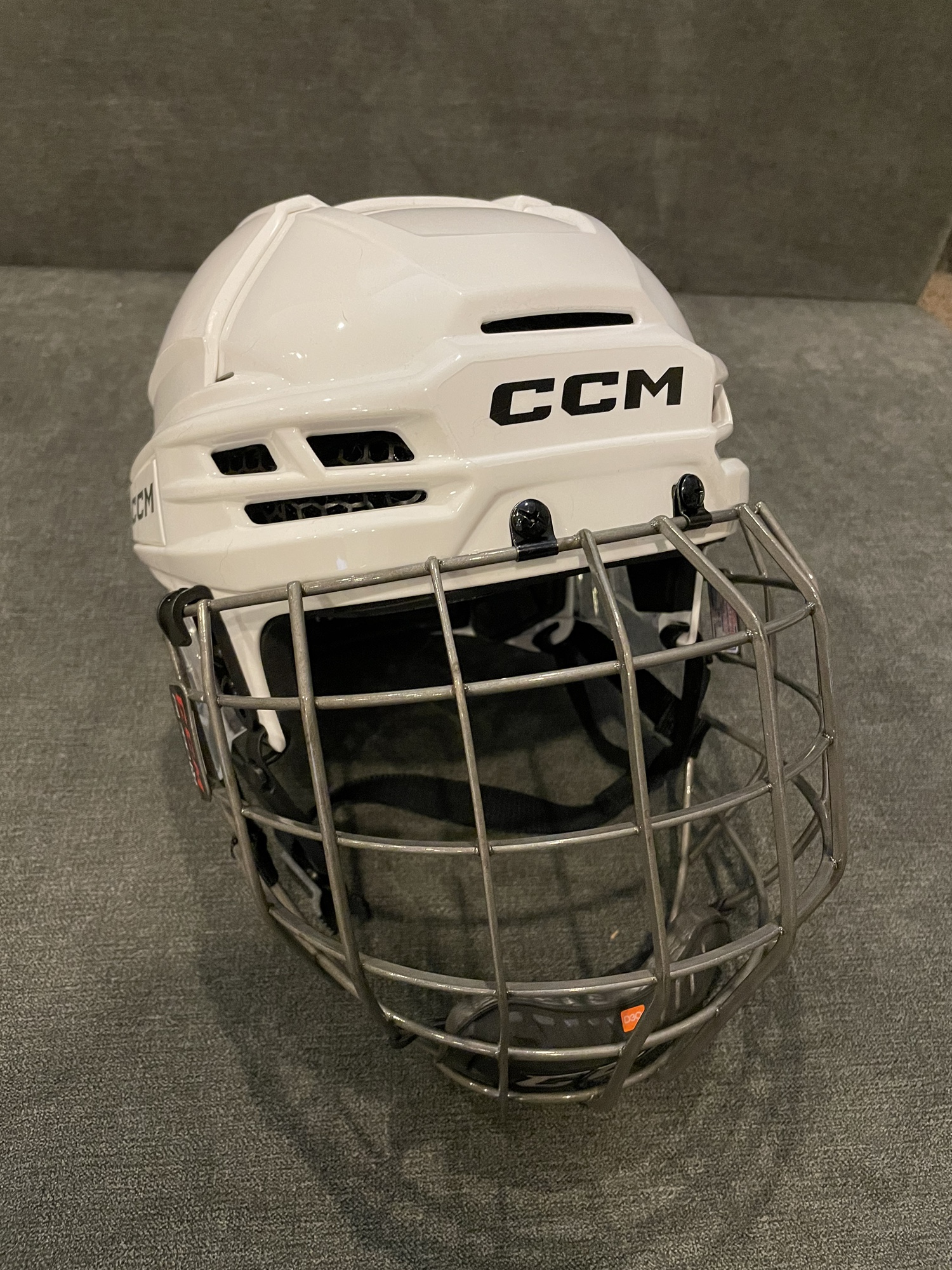 New CCM Tacks 720 Senior Medium White Hockey Helmet | SidelineSwap
