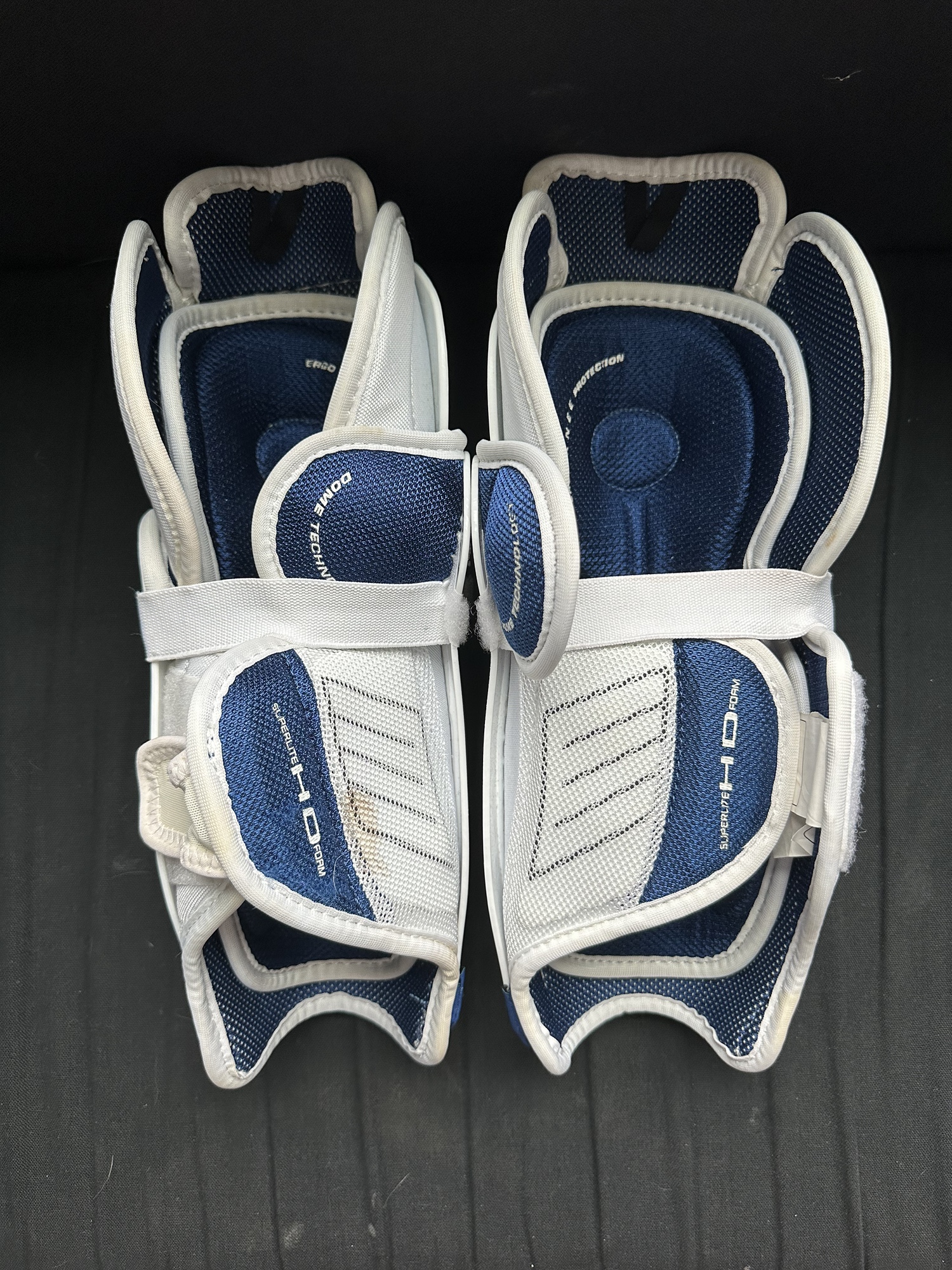 New Bauer 10" Nexus 6000 Shin Pads | SidelineSwap