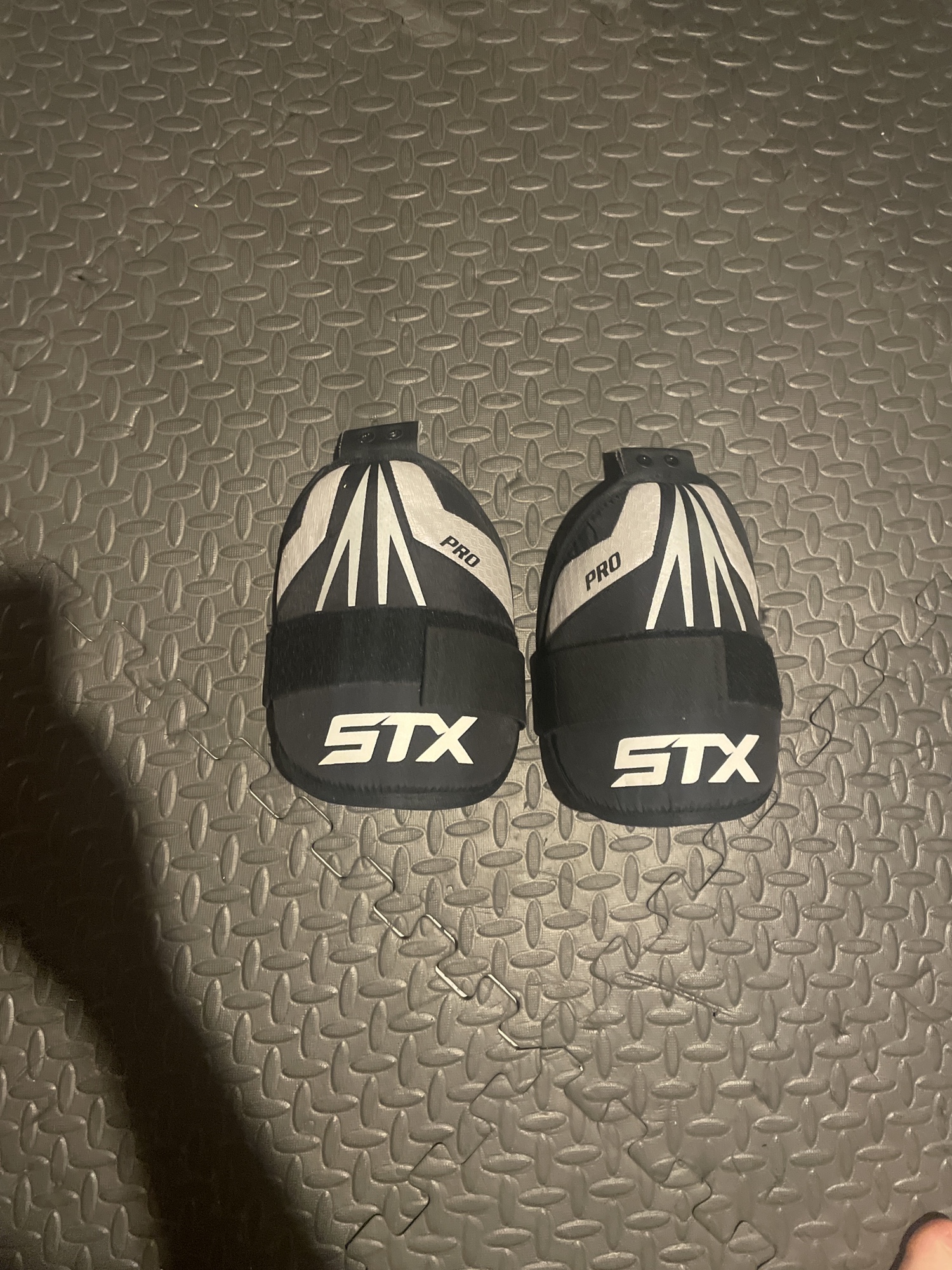 STX Pro Clash box lacrosse bicep pads | SidelineSwap