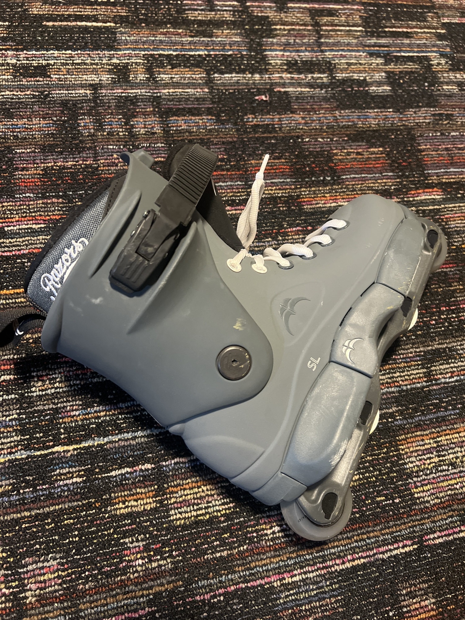 Razors flt3 Aggressive roller blades | SidelineSwap