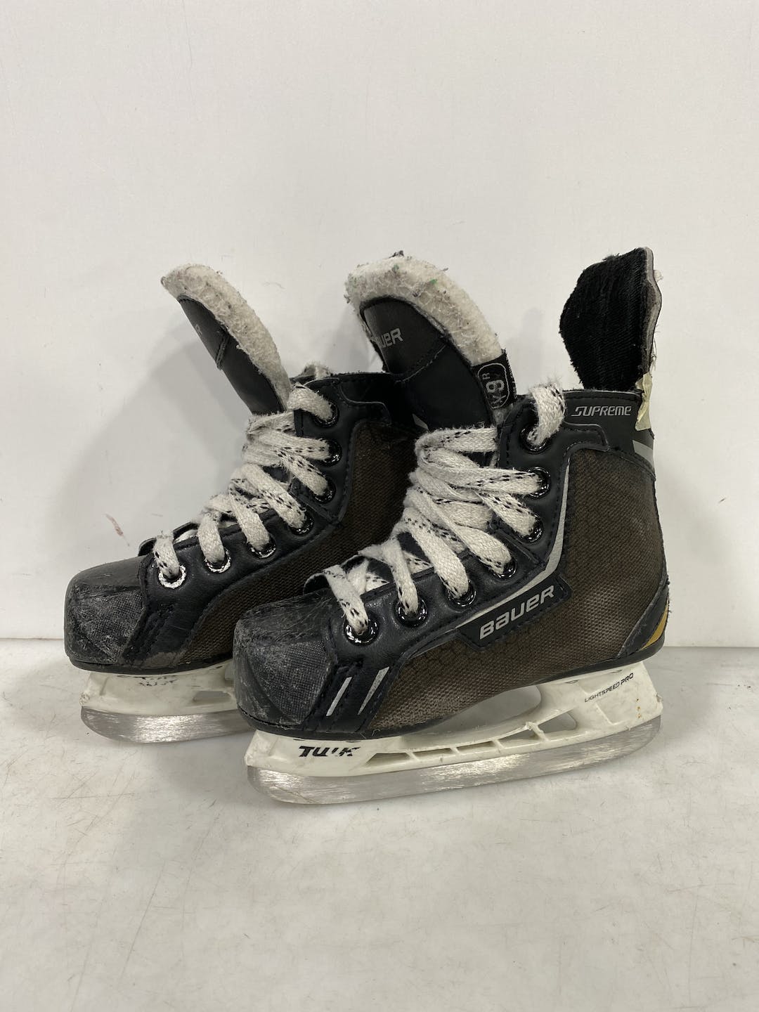 Used Bauer Supreme One.4 Youth 09.0 Ice Hockey Skates | SidelineSwap