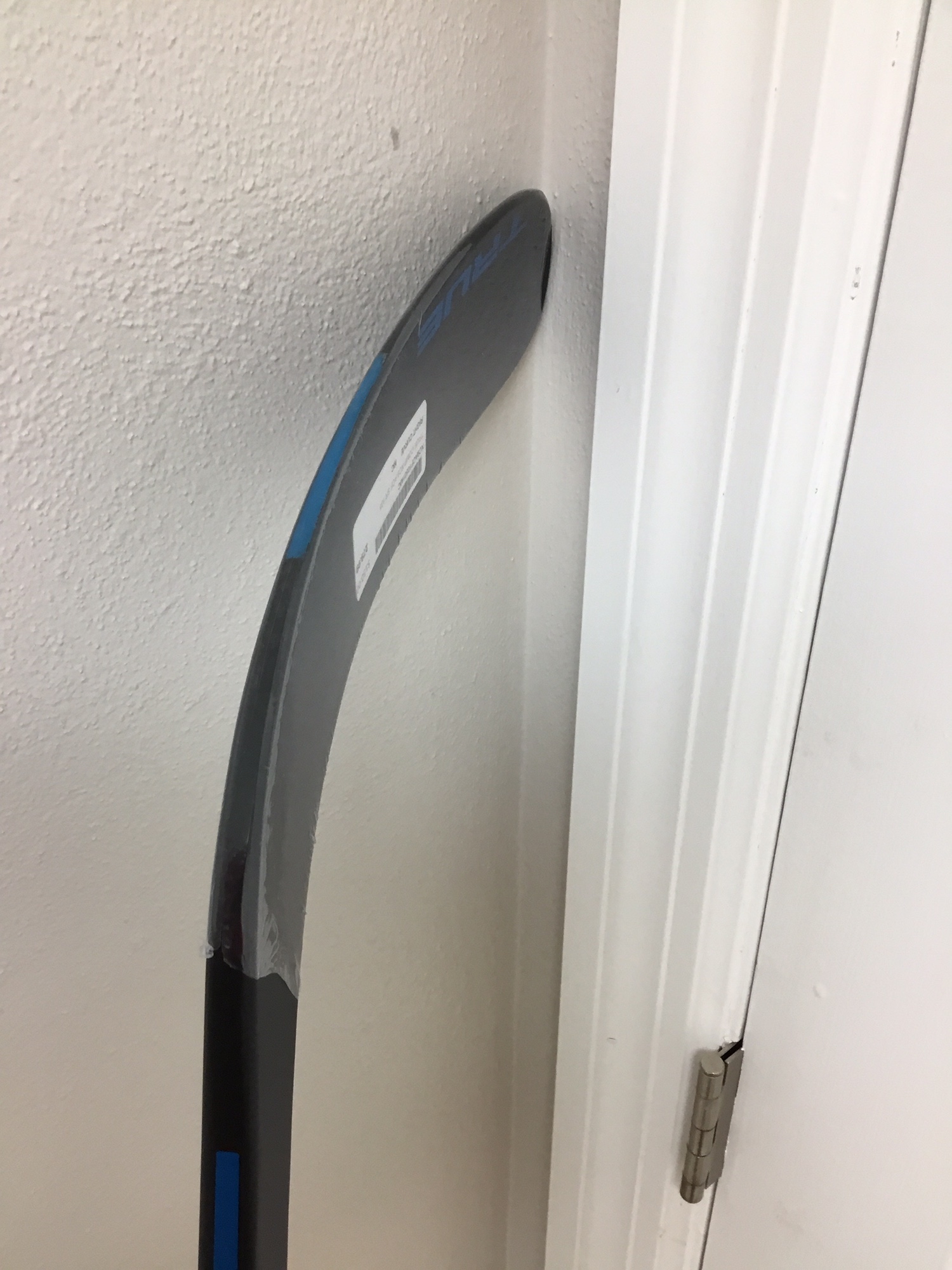 Senior Right Handed MC XC9 ACF Hockey Stick | SidelineSwap