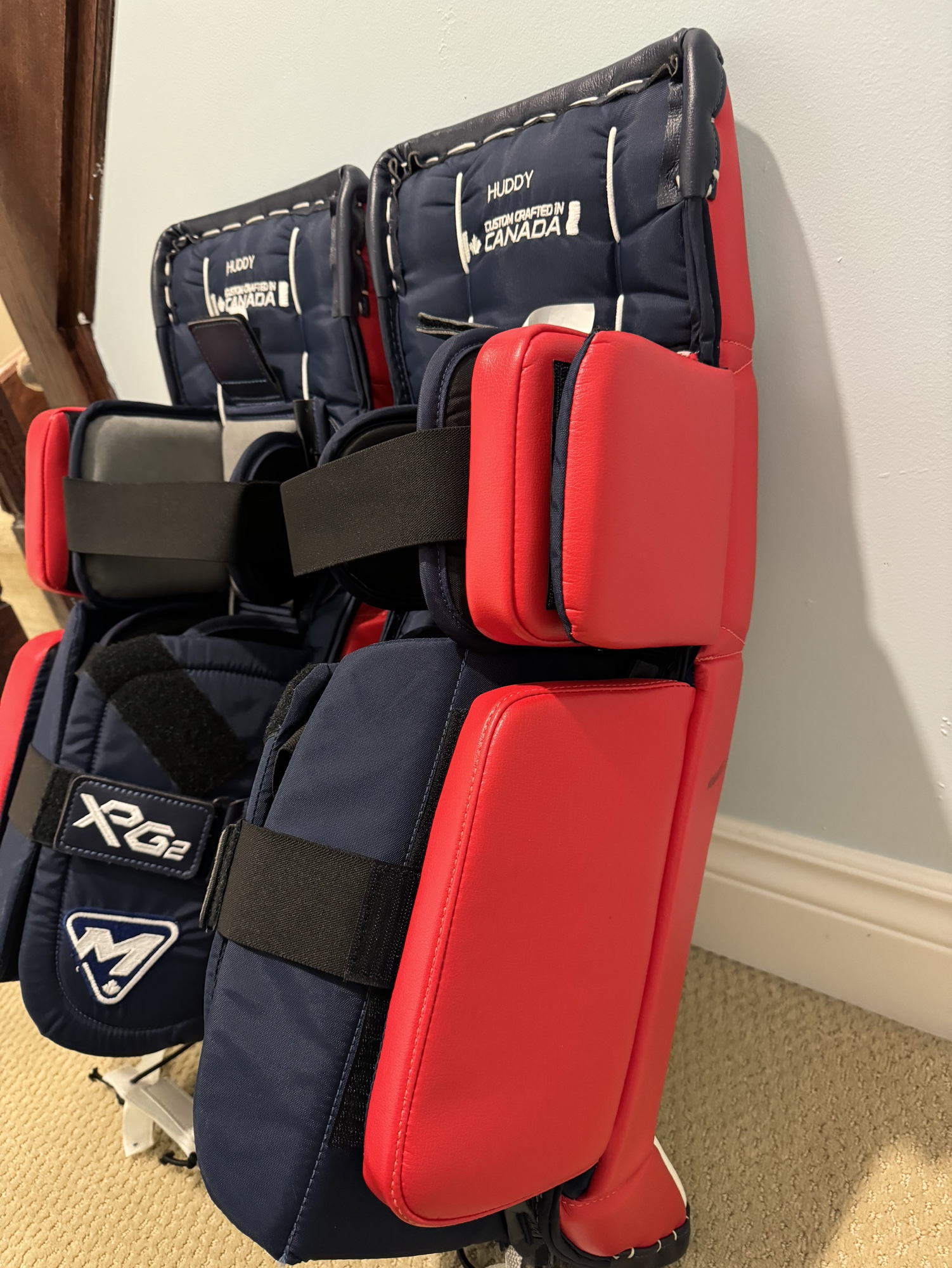 McKenney goalie Set (Catcher, Blocker, Pads) Pro Stock XPG2 | SidelineSwap