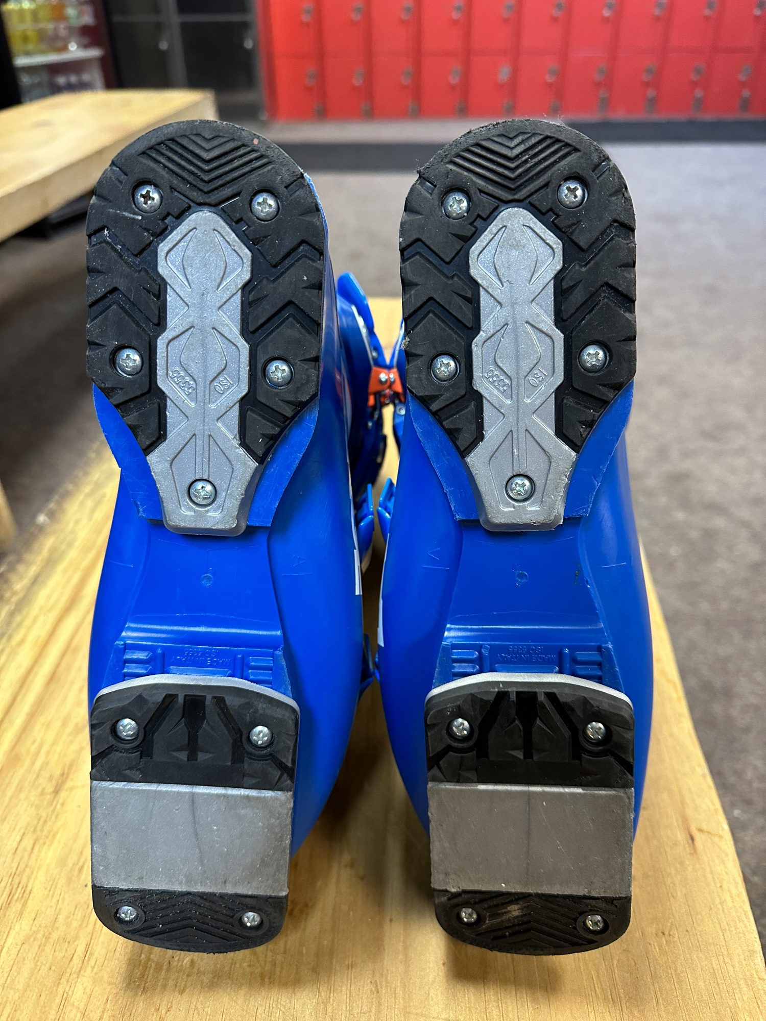 Used All Mountain Stiff Flex RS Ski Boots | SidelineSwap