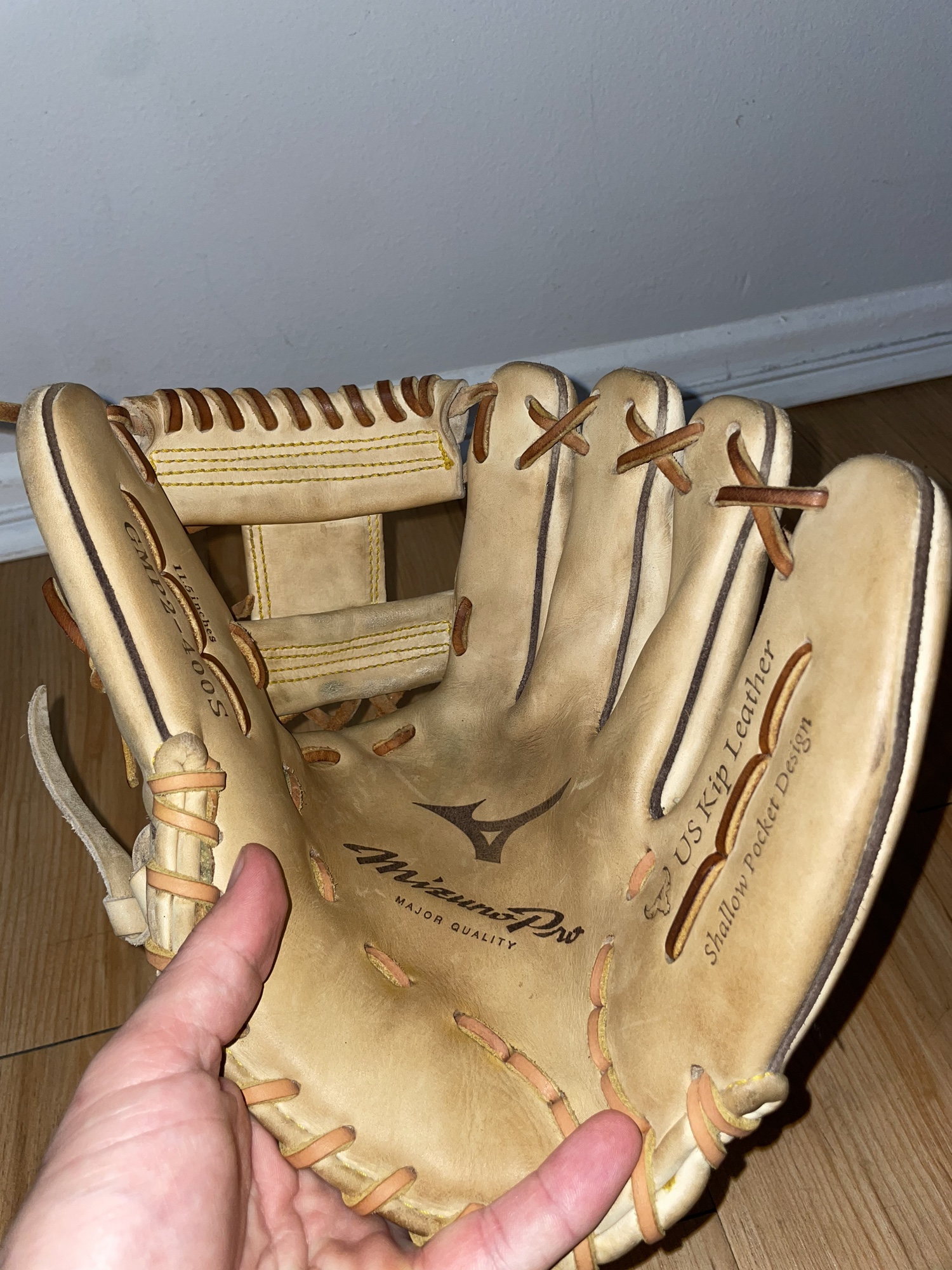 Mizuno PRO GMP2-400S 11.5 inch baseball glove | SidelineSwap