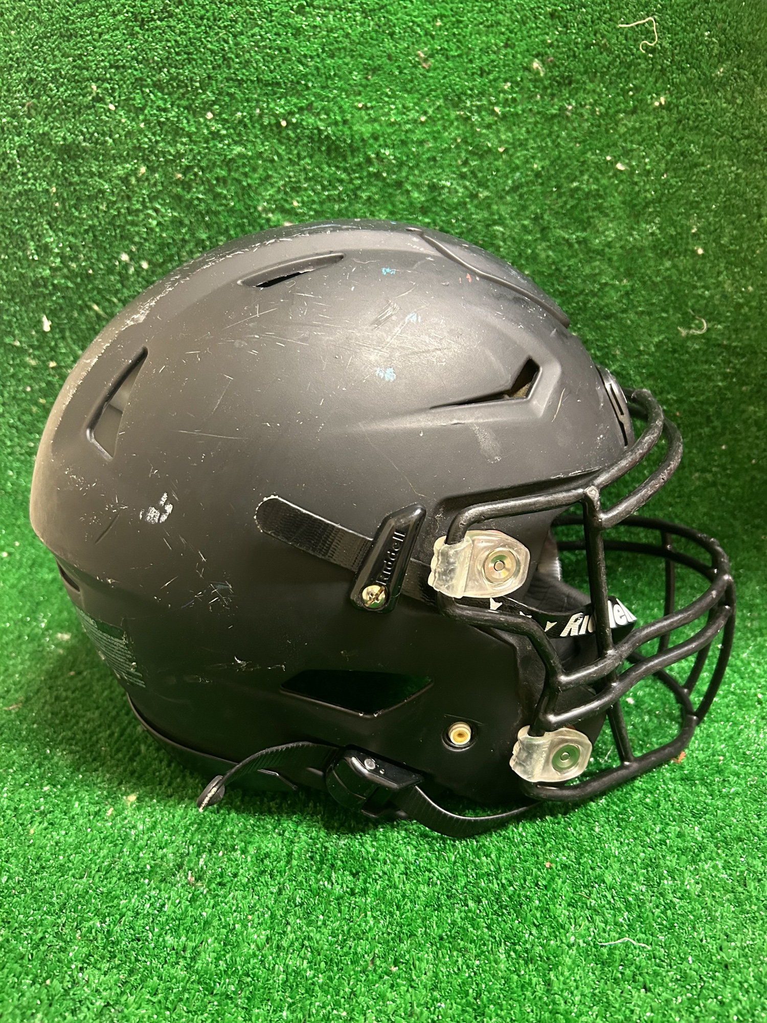 Adult Medium - Riddell Speedflex Football Helmet - Black | SidelineSwap