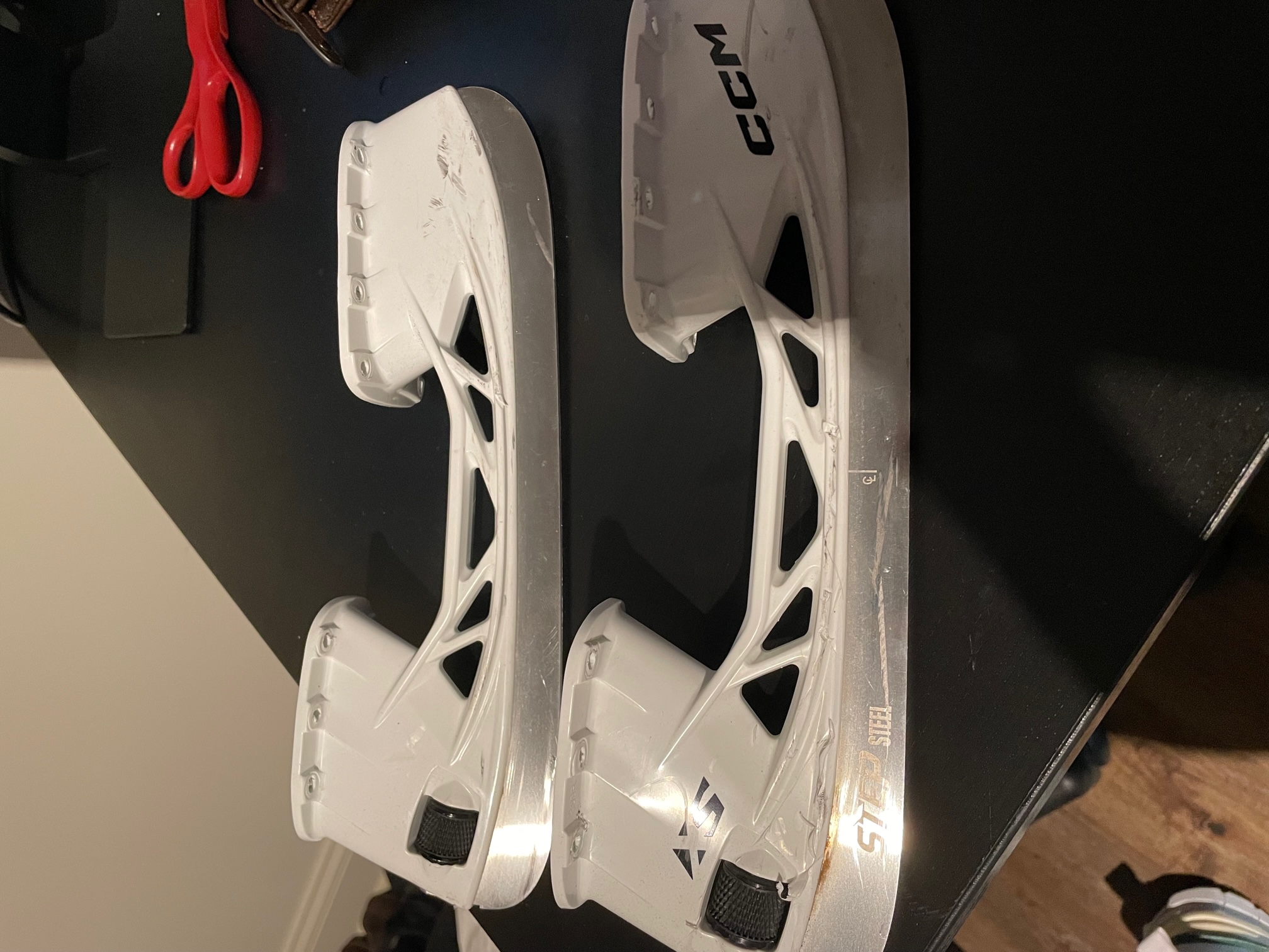 CCM XS Skate Holder and STEP Steel Pair 255 | SidelineSwap