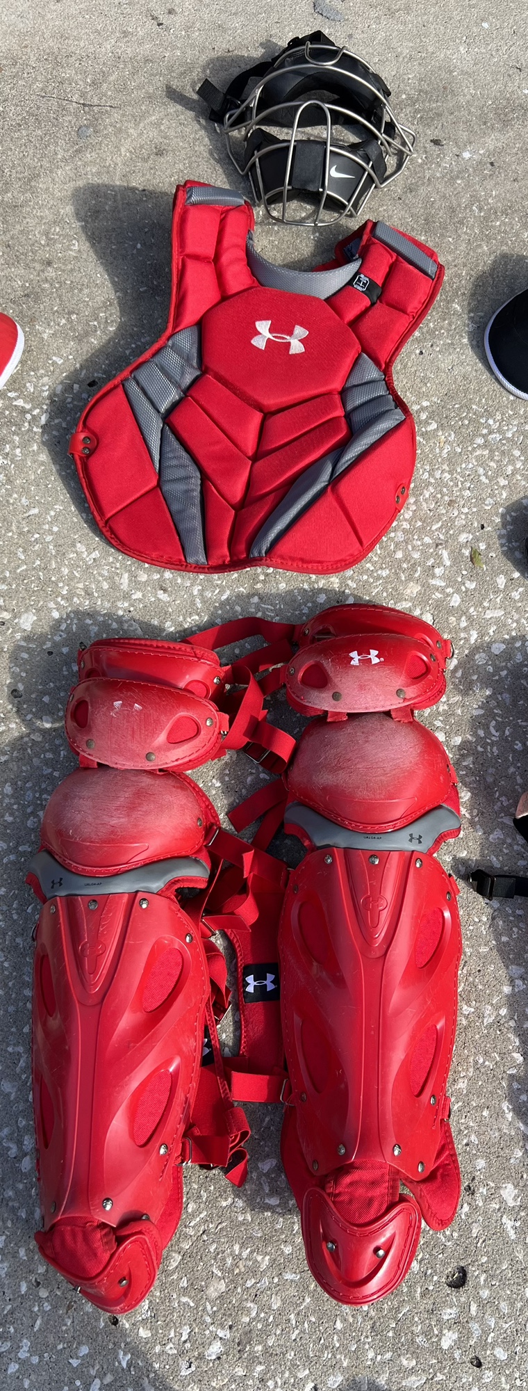 Under Armour Victory Series Catcher's Set | SidelineSwap