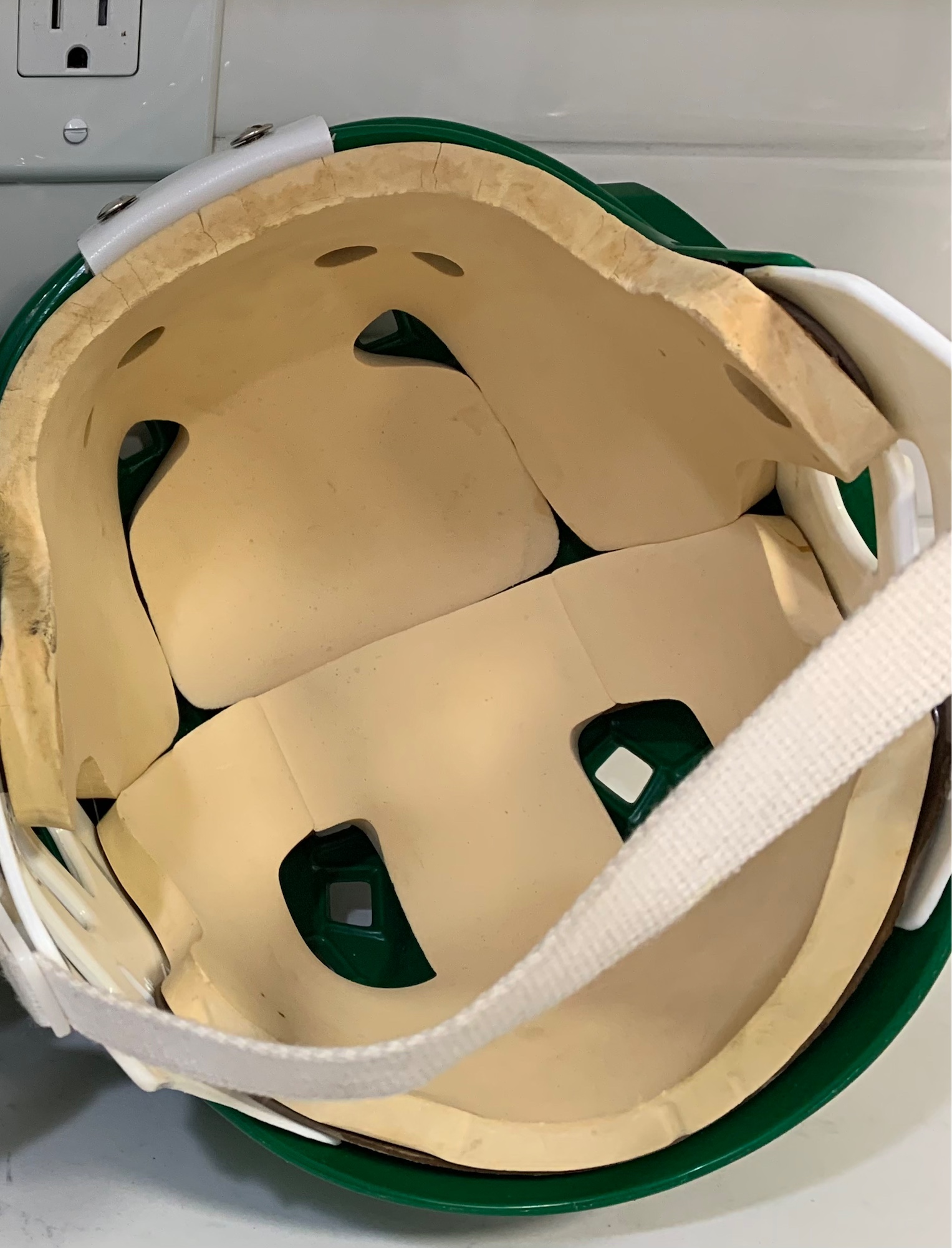 Green Cooper SK2000 Large Pro Stock SK 2000 Helmet Goalie Combo 90s ...