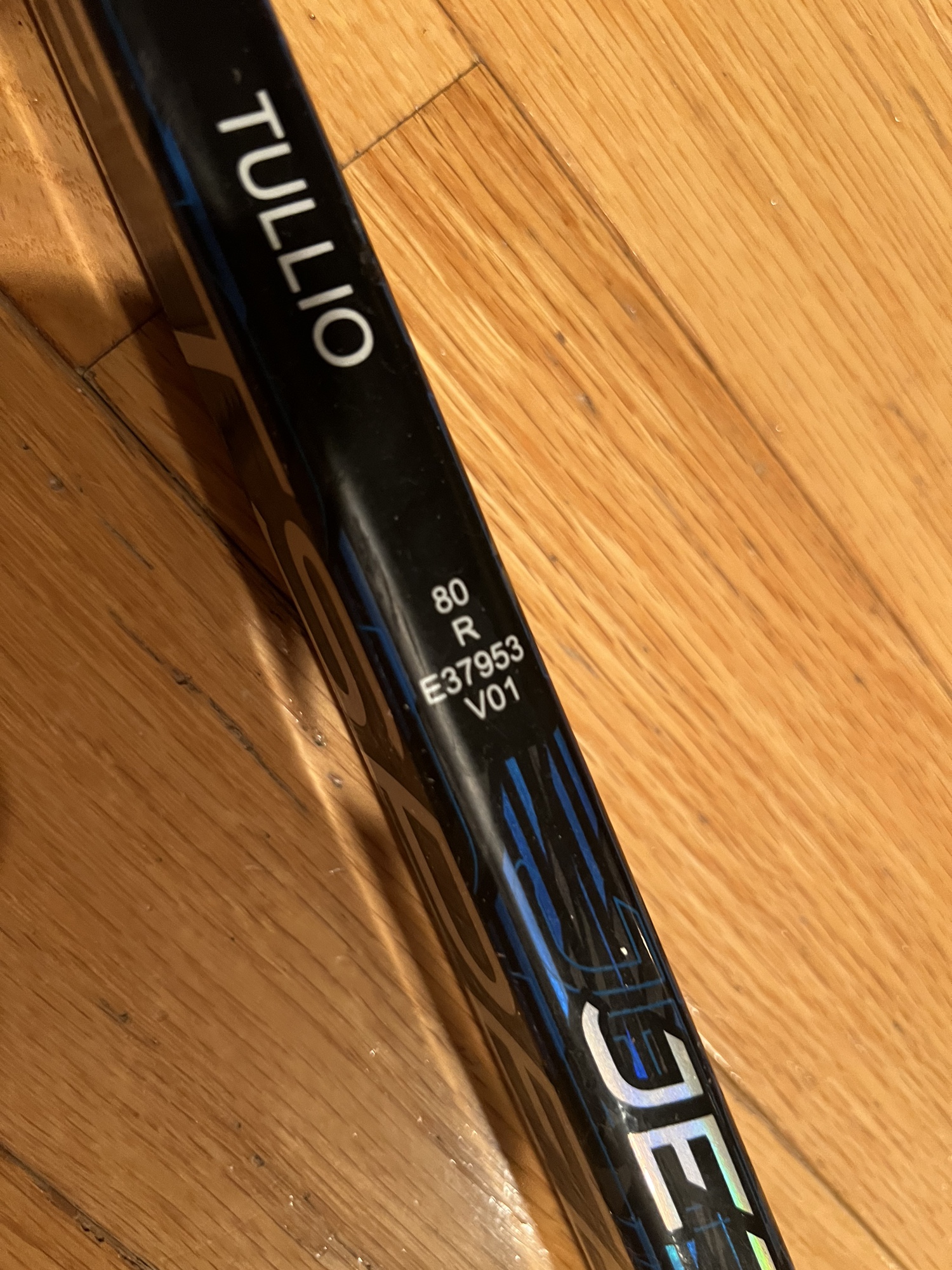 Senior Right Handed Pro Stock JetSpeed FT5 Pro Hockey Stick | SidelineSwap