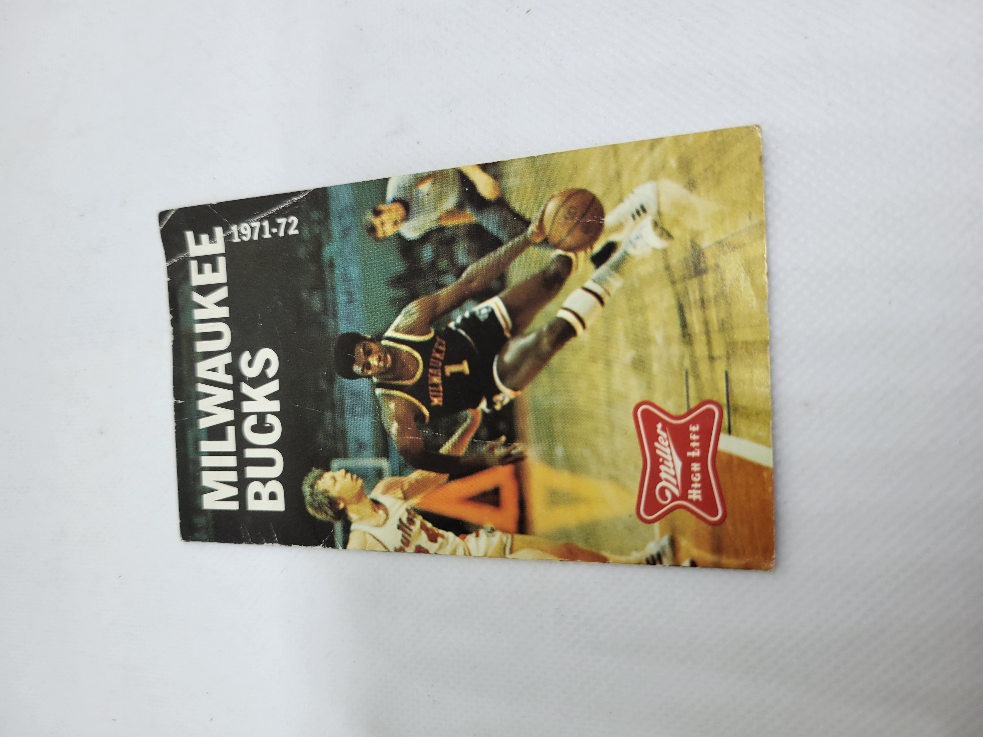 Vintage Milwaukee Bucks NBA 1971-72 Pocket Schedule | SidelineSwap