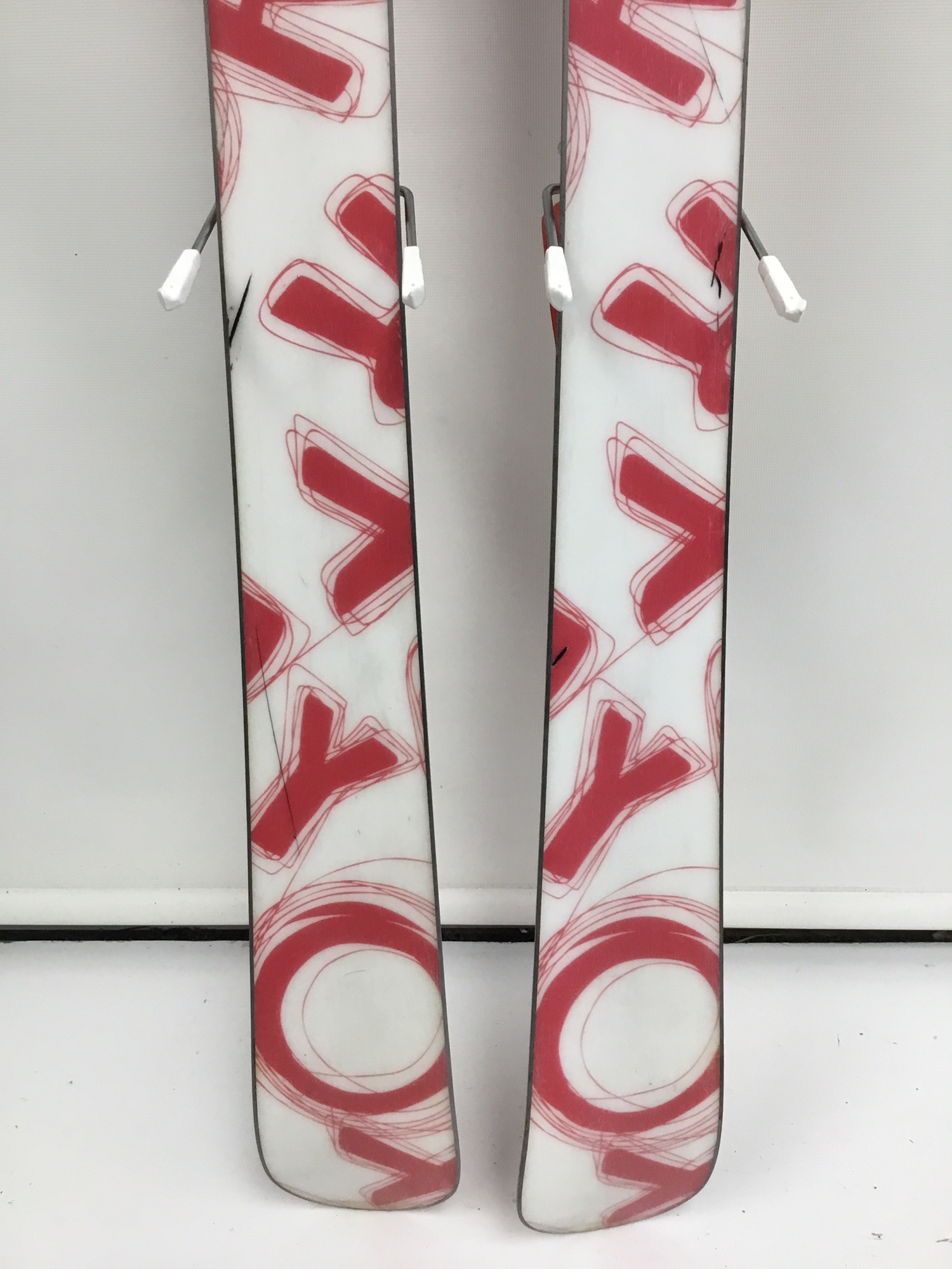135 Roxy G3 JR skis | SidelineSwap