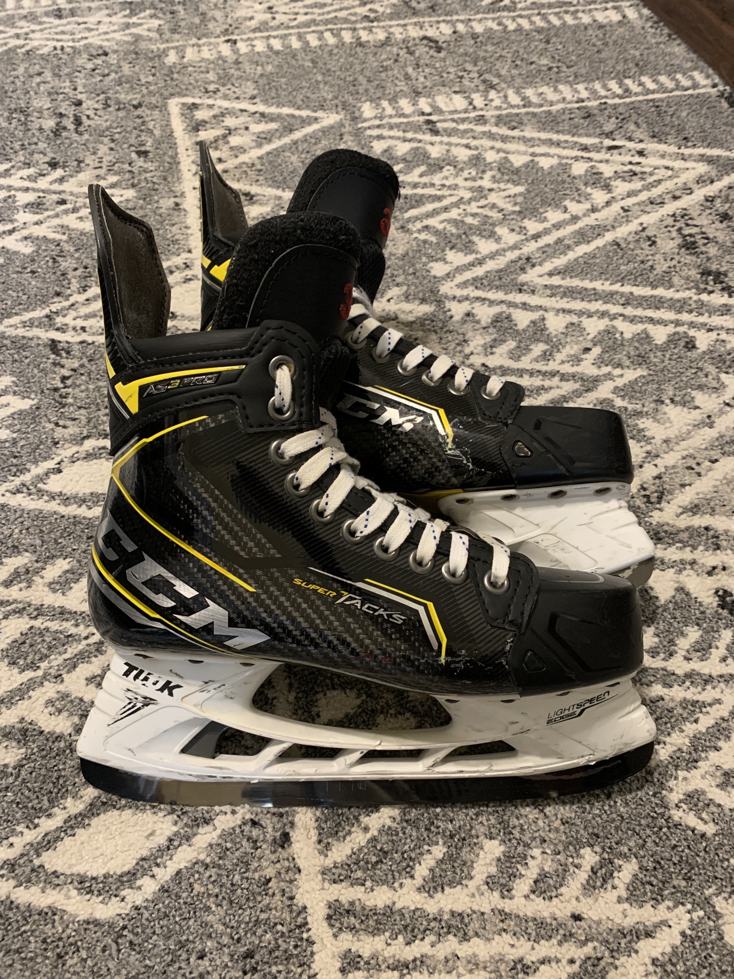 Custom Pro Stock CCM Super Tacks AS3 Pro Skates 6.5 R | SidelineSwap