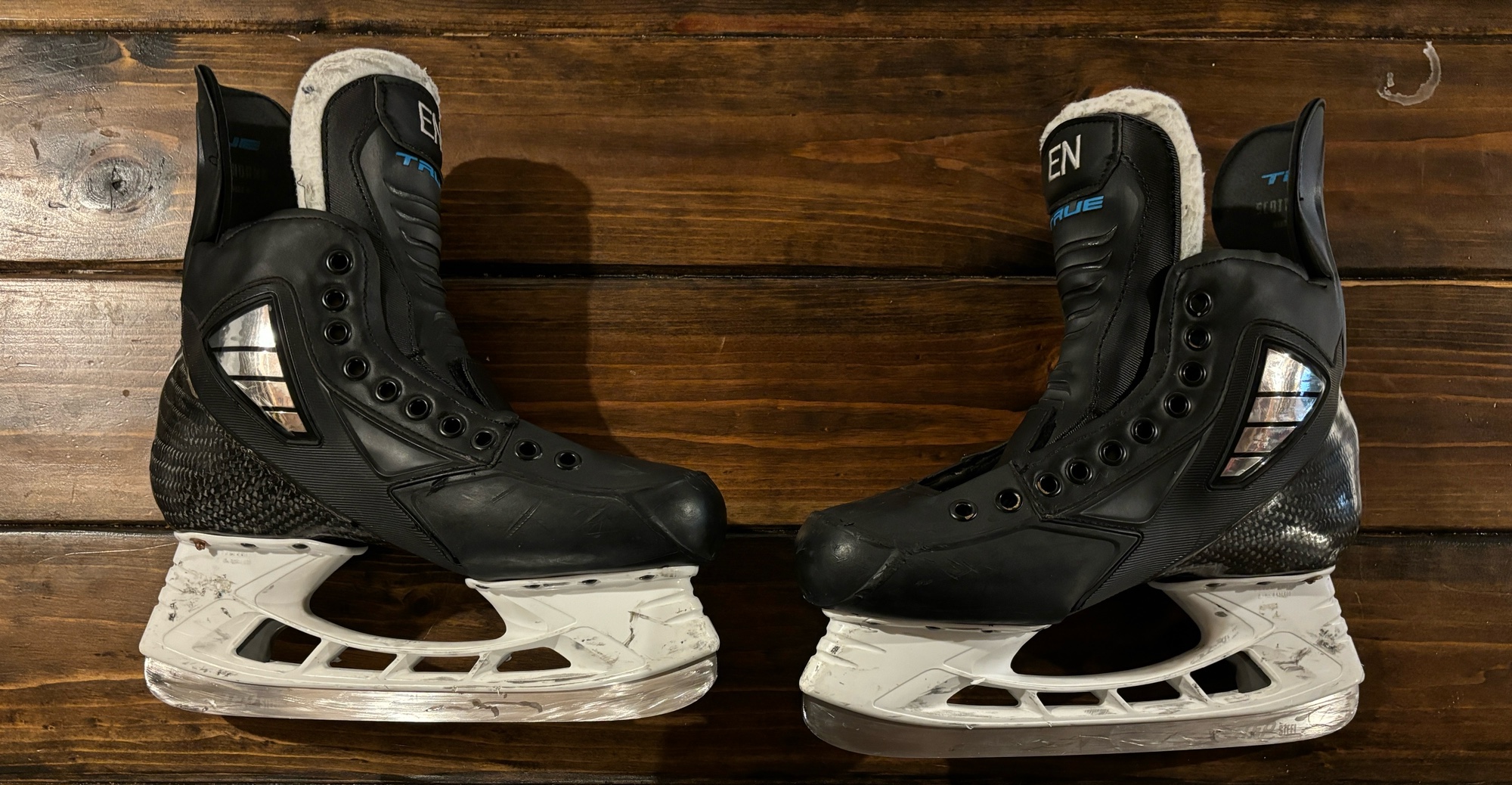 True Custom Hockey Skates 8EE with extra set of steel | SidelineSwap