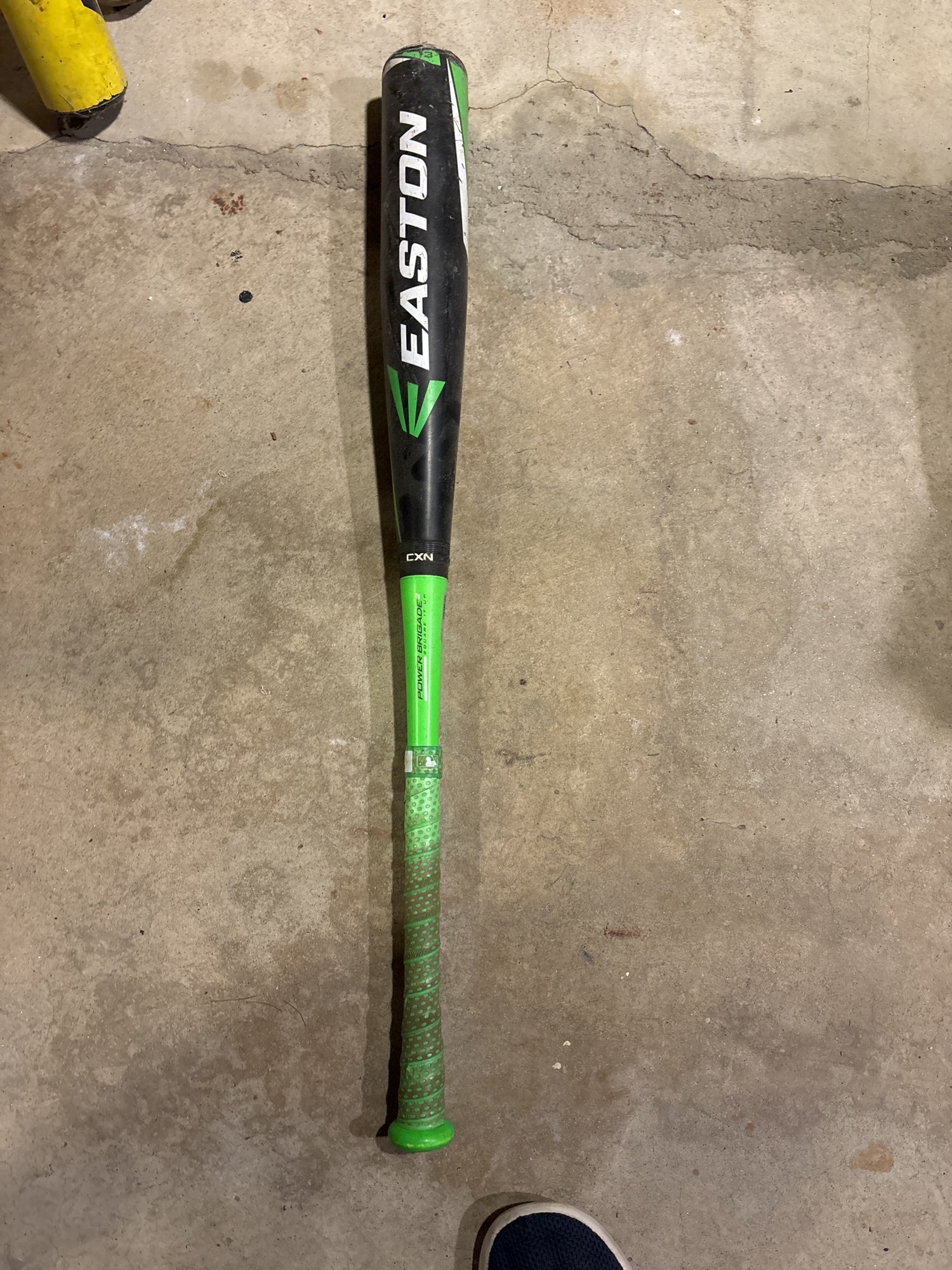 BBCOR Certified Composite (-3) 29 oz 31" Mako Bat | SidelineSwap