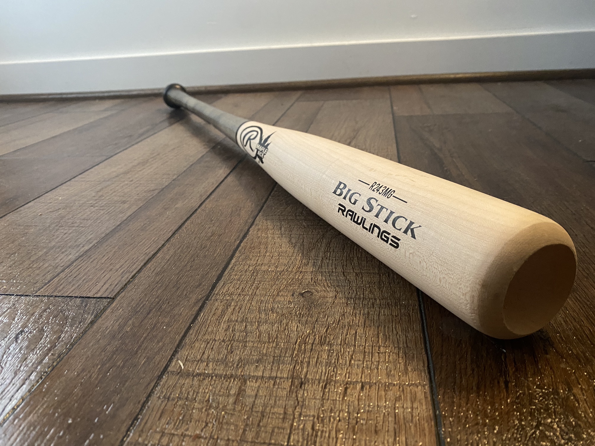 Rawlings Big Stick R243 Maple Wood Baseball Bat: R243MG | SidelineSwap