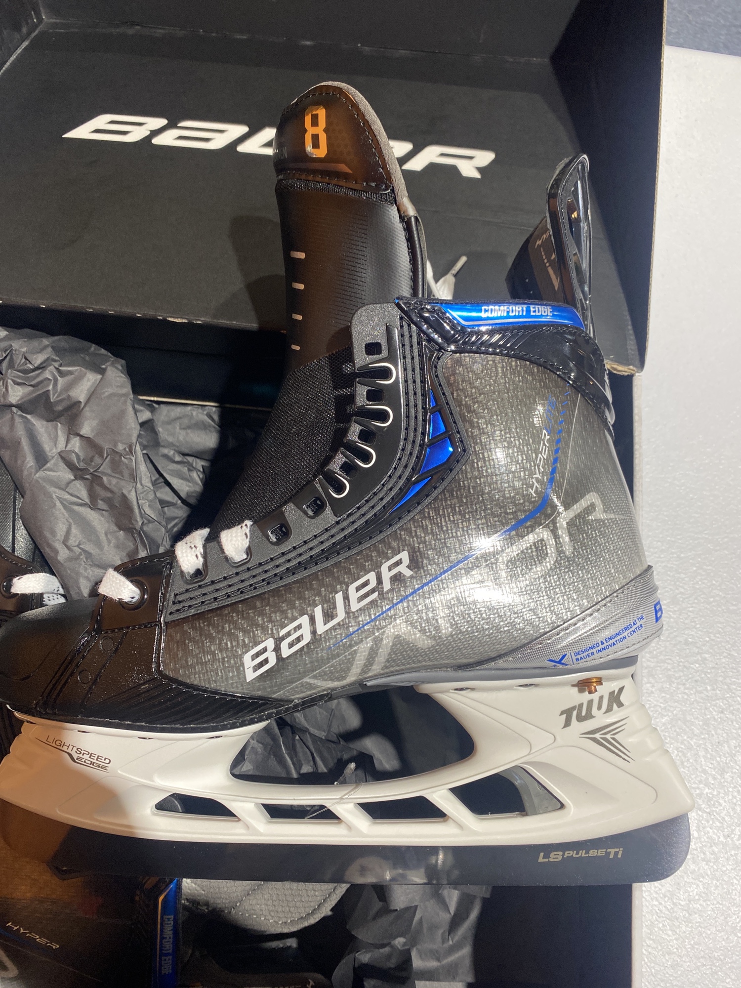 New Custom Blue Bauer Vapor Hyperlite Hockey Skates-8 3/4D/A-280-LS ...