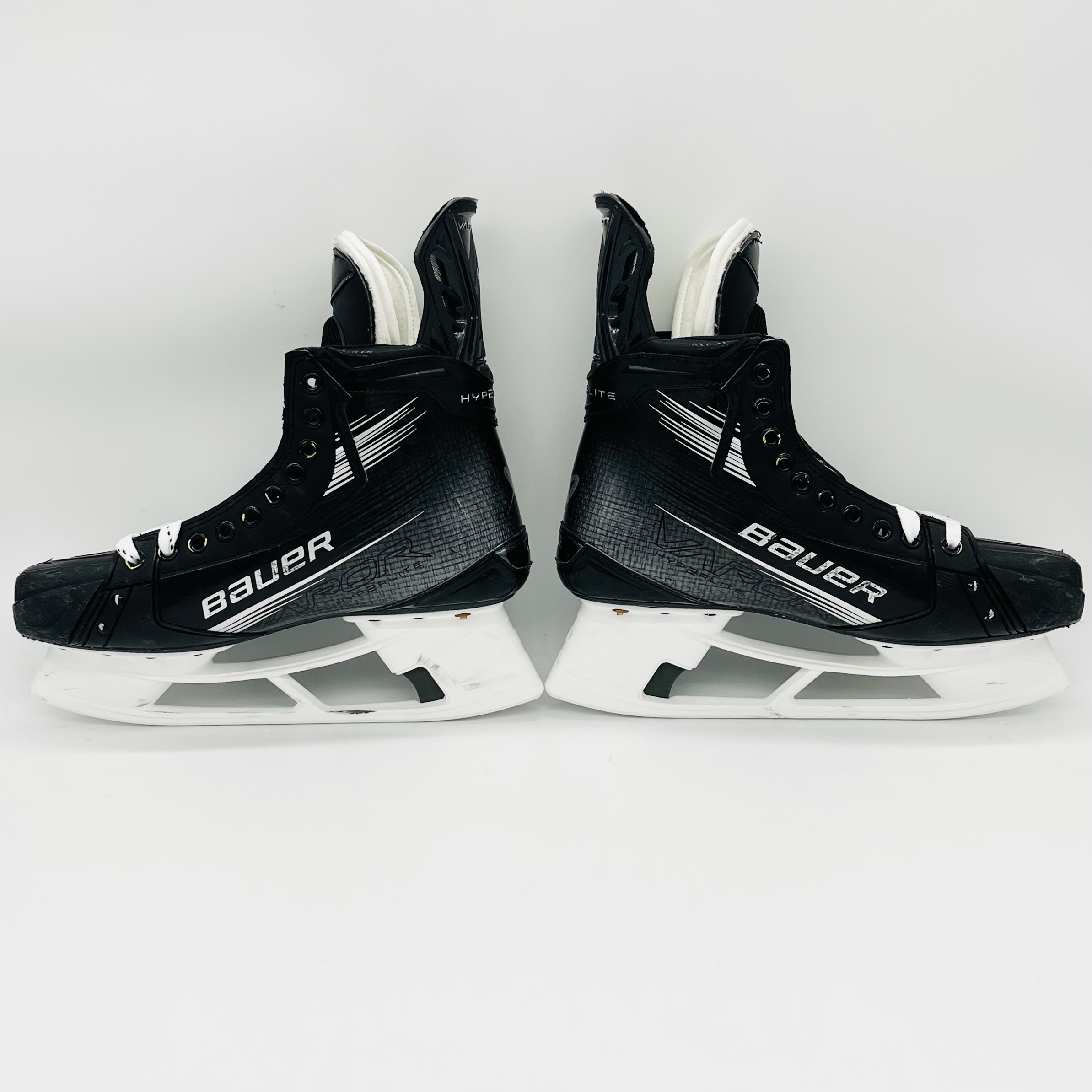 Near New Custom Black Bauer Vapor Hyperlite 2 Hockey Skates- 9 1/2 D/A ...