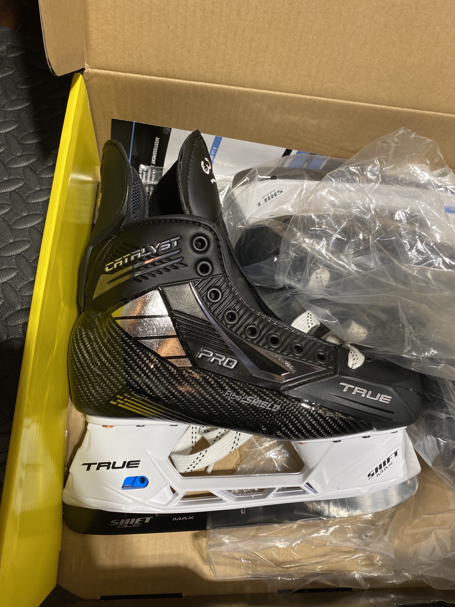 New True Catalyst Pro Hockey Skates Yanni Gourde 7W | SidelineSwap
