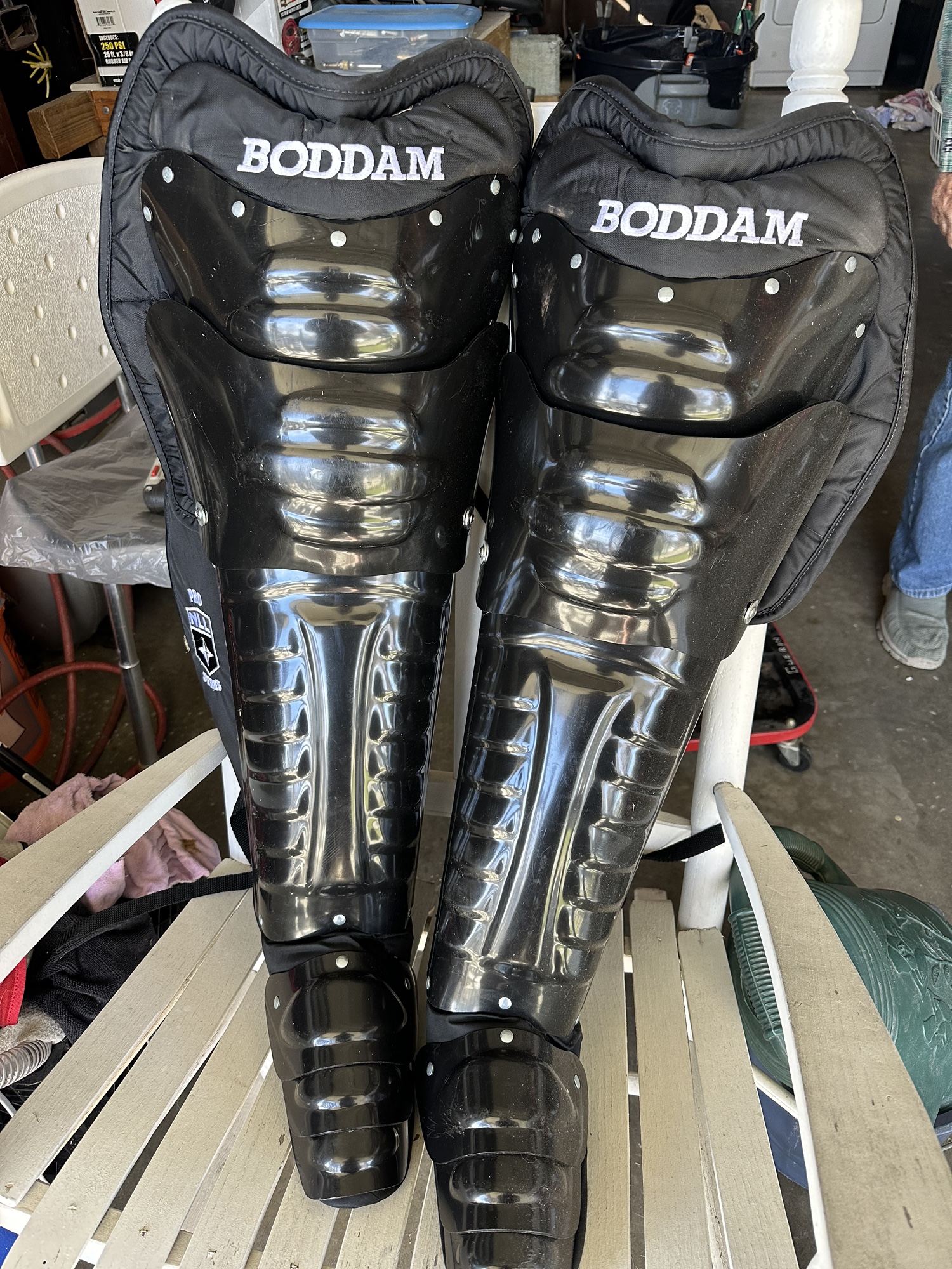 Box Lacrosse Goalie Leg Pads | SidelineSwap