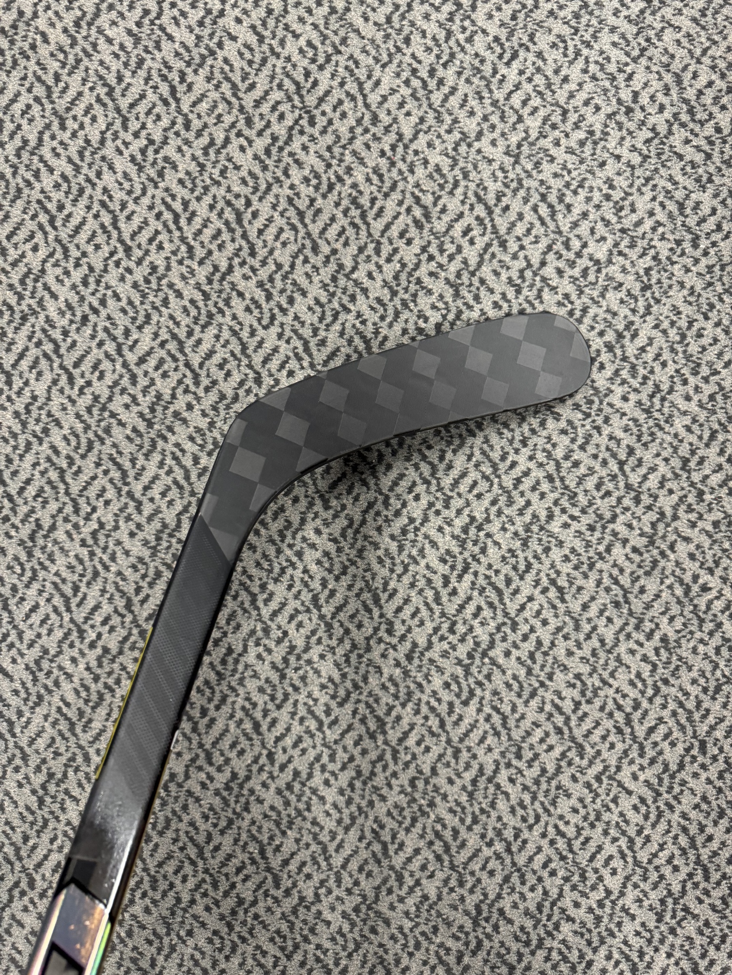 CCM AS-VI Pro 40 flex P29 curve right hand stick | SidelineSwap