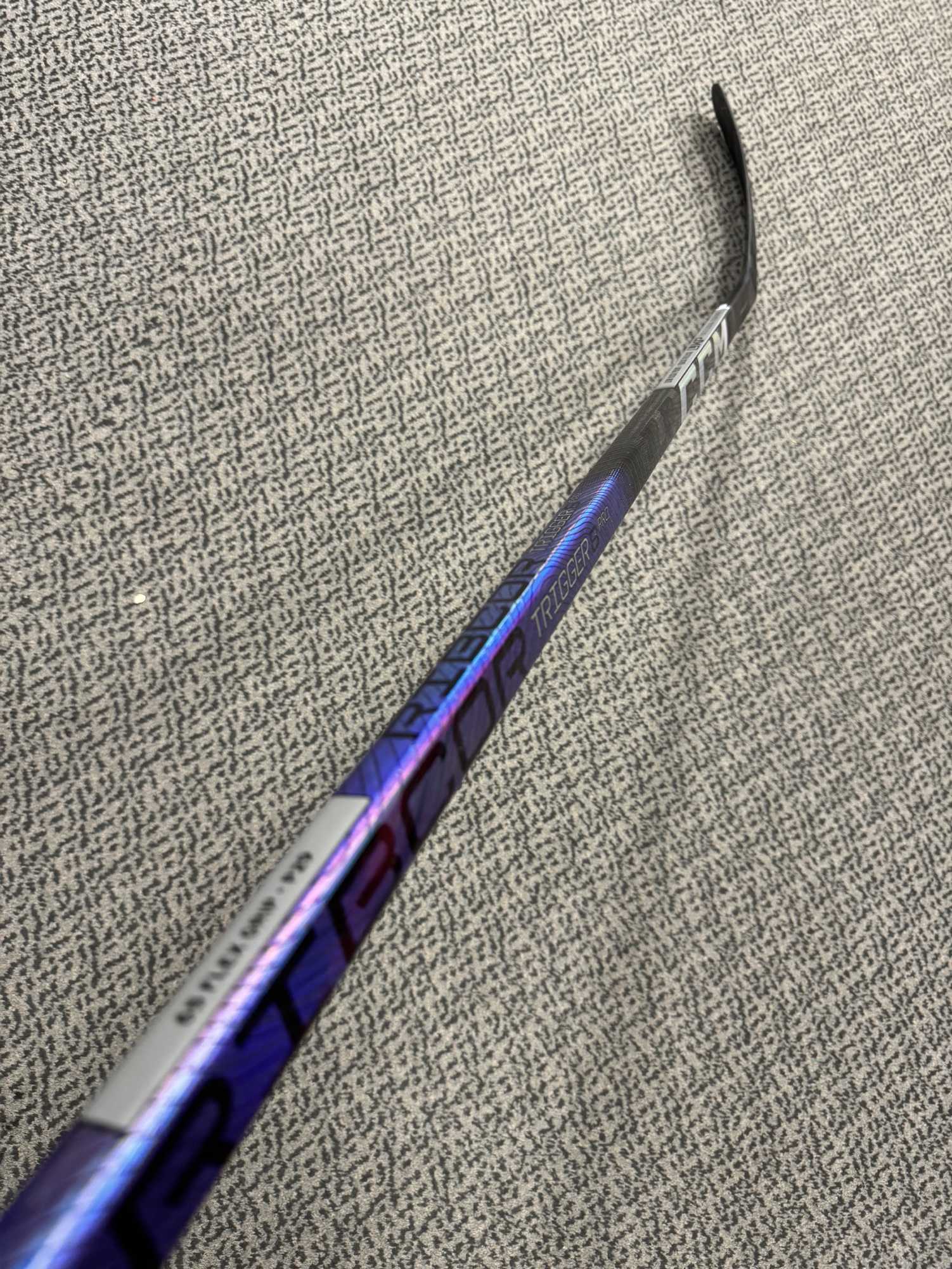 CCM Trigger 8 Pro 65 Flex P29 curve right hand stick | SidelineSwap