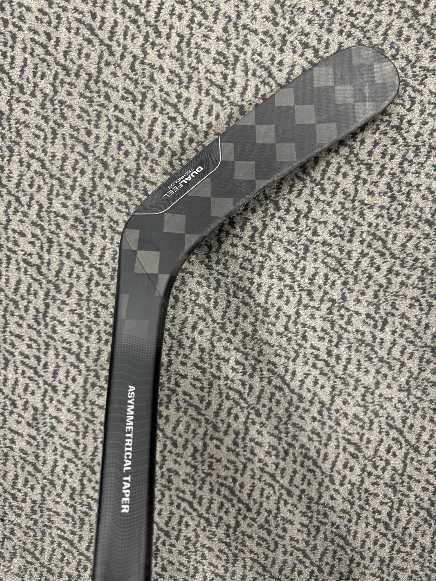 CCM Trigger 8 Pro 65 Flex P29 curve right hand stick | SidelineSwap