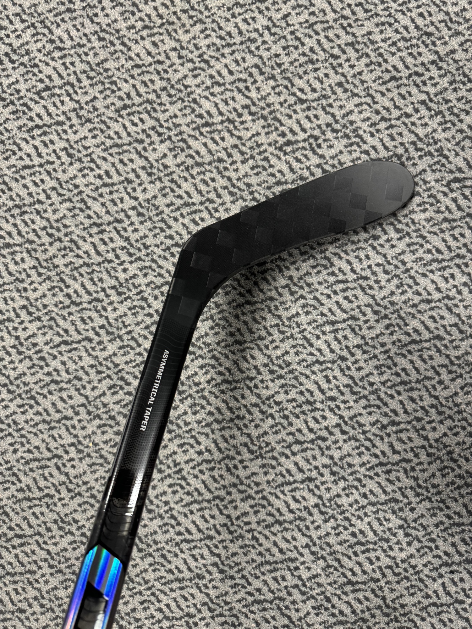 CCM Trigger 8 Pro 50 flex P28 curve right hand stick | SidelineSwap