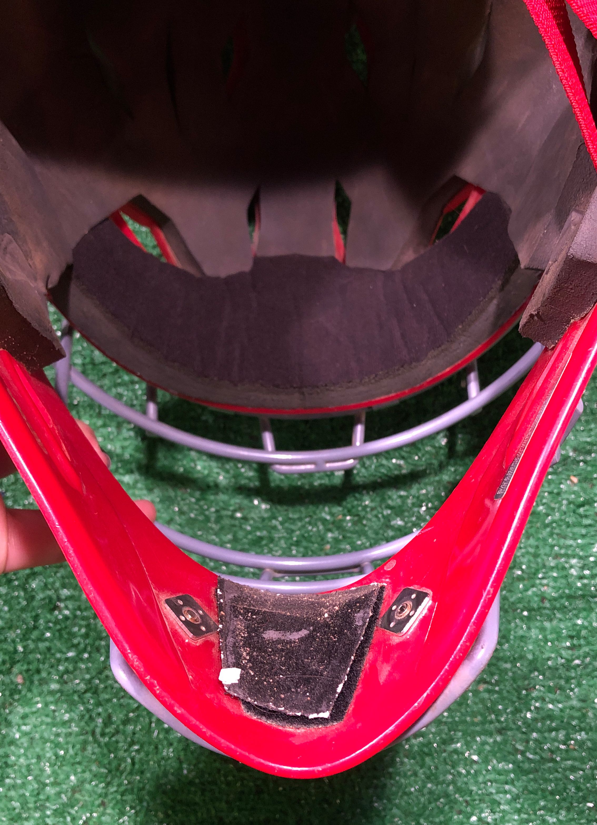 Easton Black Magic 6 1/8" To 7 1/4" Hockey Style Catcher's Helmet ...