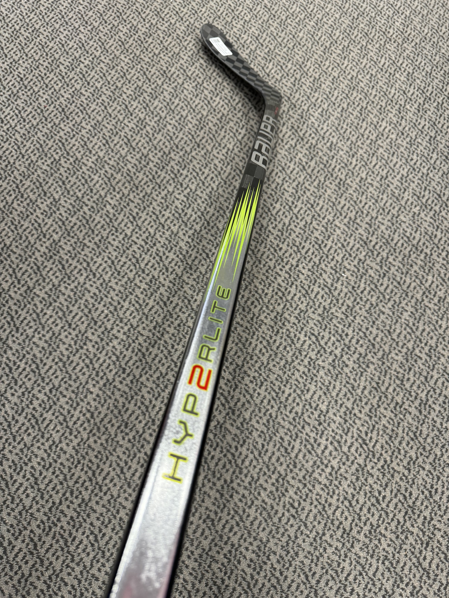 Bauer Hyperlite 2 55 flex P28 curve left hand stick | SidelineSwap