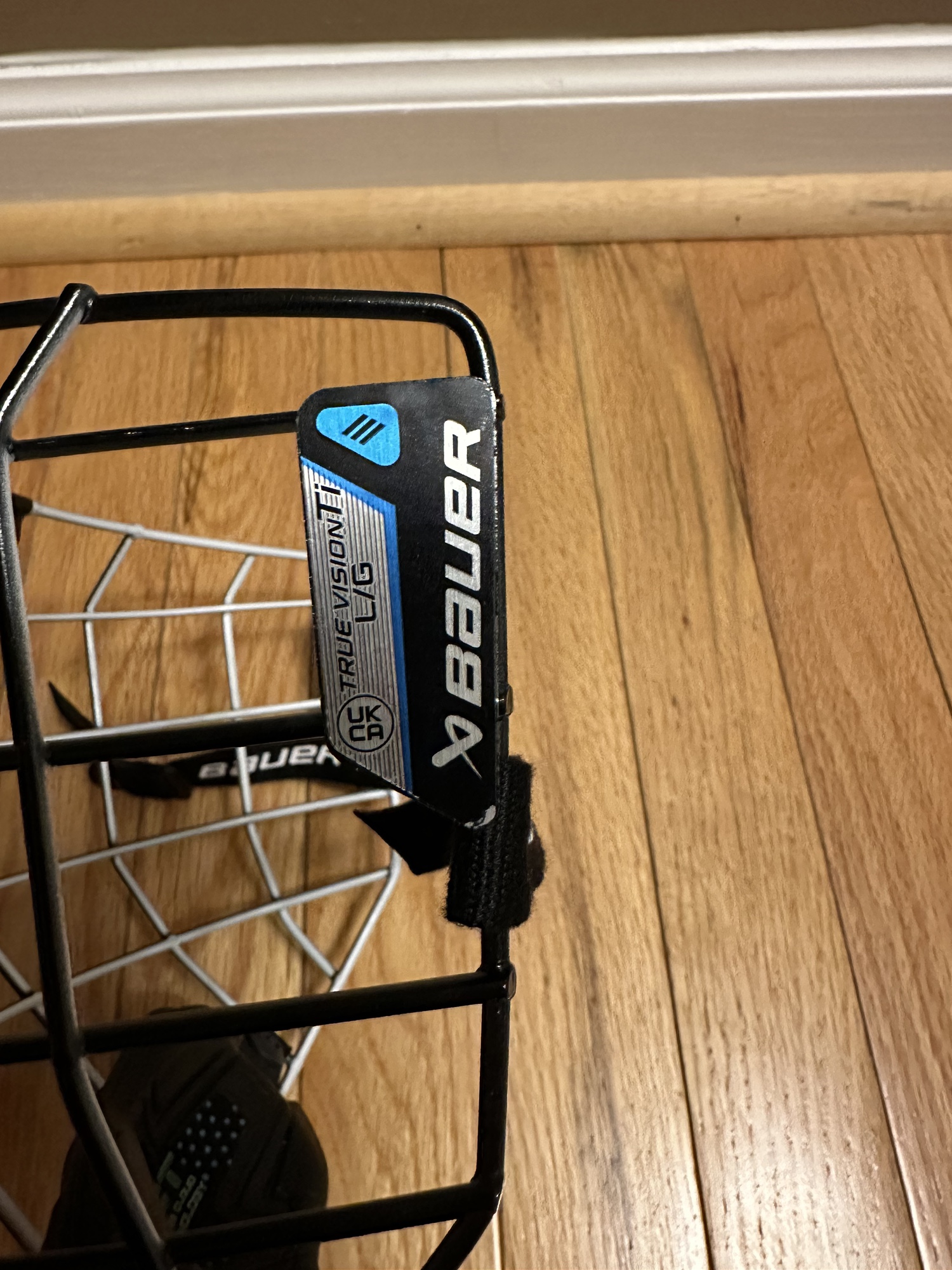 Large Bauer Full Cage True Vision | SidelineSwap