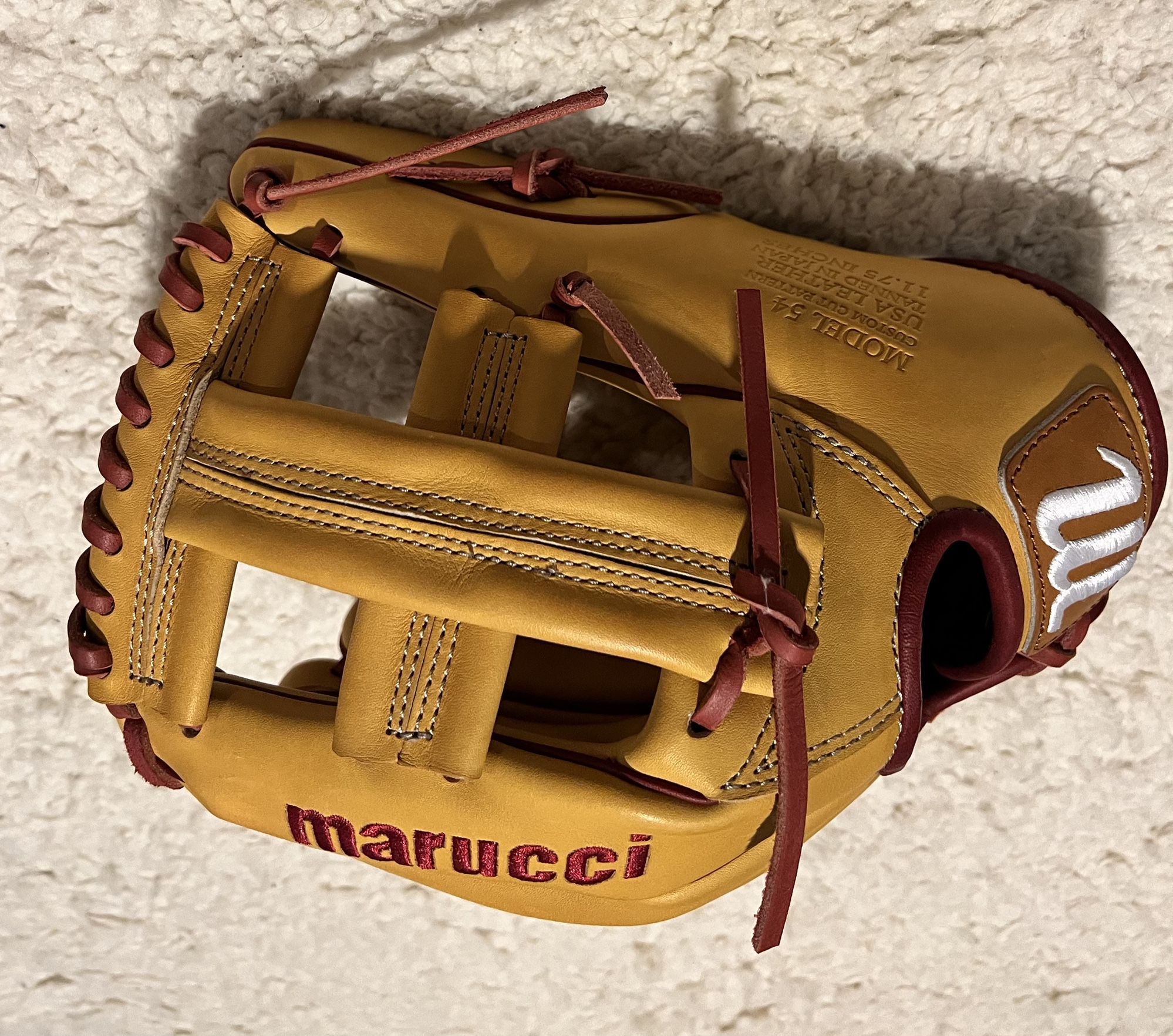 New Marucci Capital M type Series 11.75 In Custom Glove | SidelineSwap