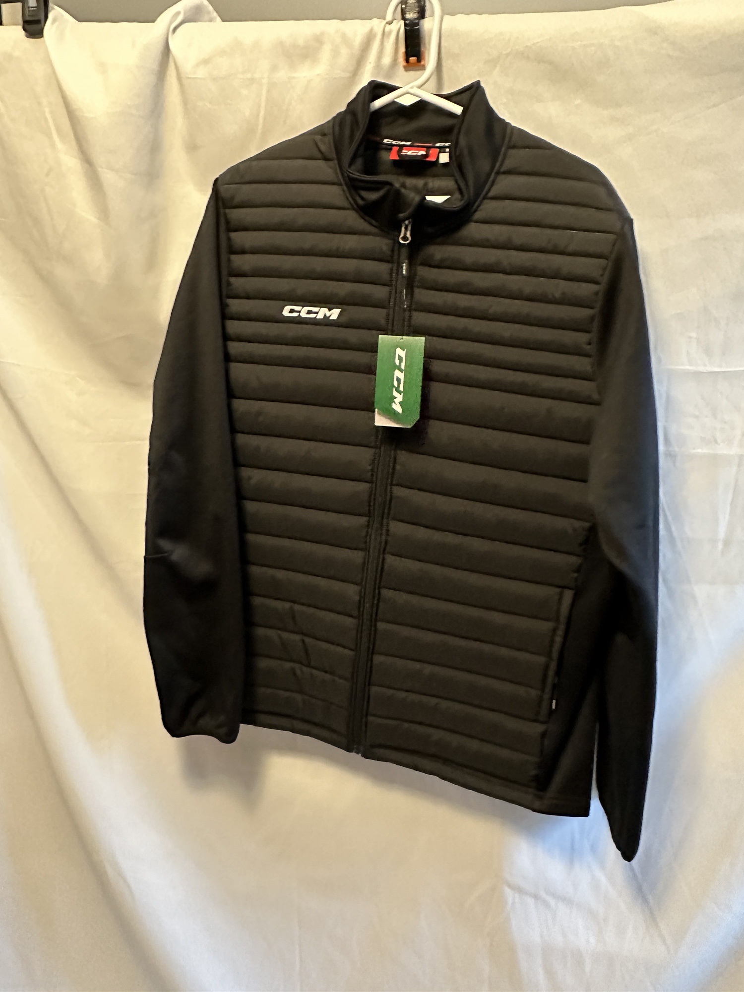 Brand New Men’s XL CCM Puffer Jacket Black | SidelineSwap