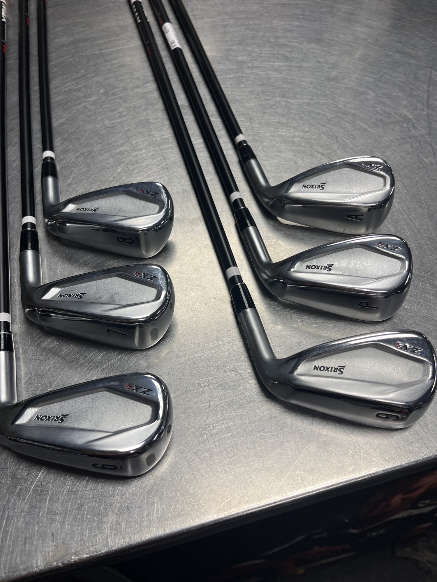 Men's Right Handed Regular Flex Graphite Shaft ZX4 Iron Set | SidelineSwap