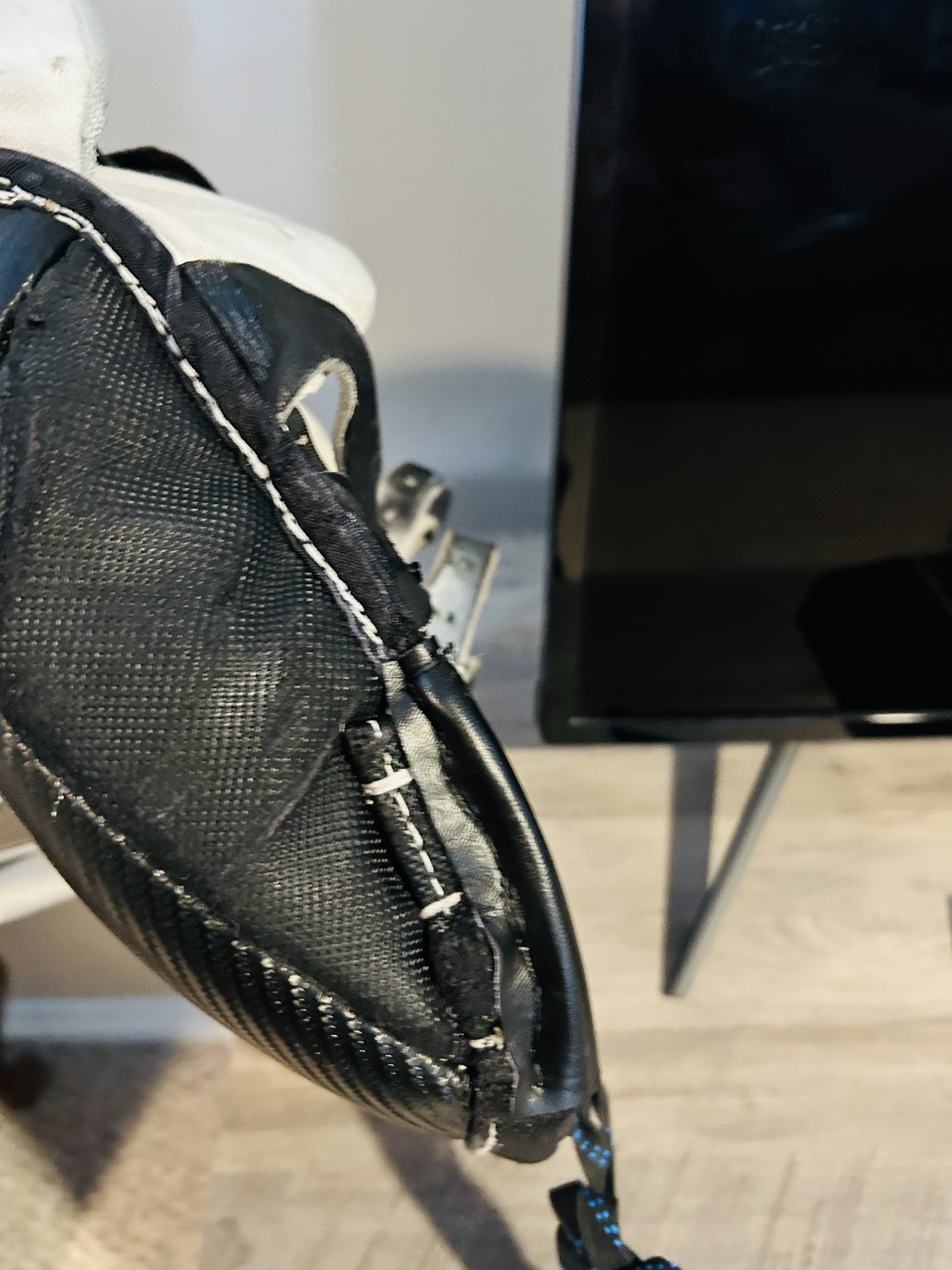 Eagle Infinity Pro pads,33 inches, good condition | SidelineSwap