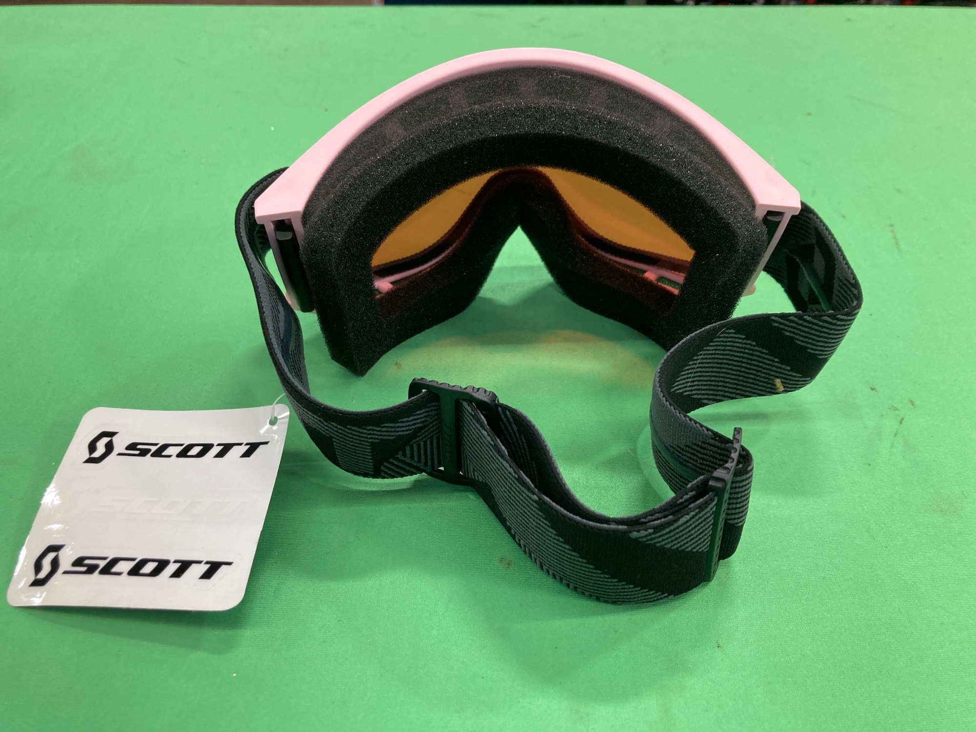 New Scott Performance Ski Goggles | SidelineSwap