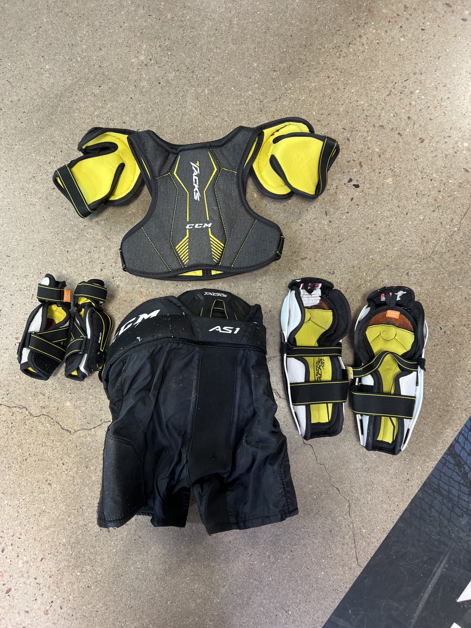 Used CCM Starter Kit | SidelineSwap